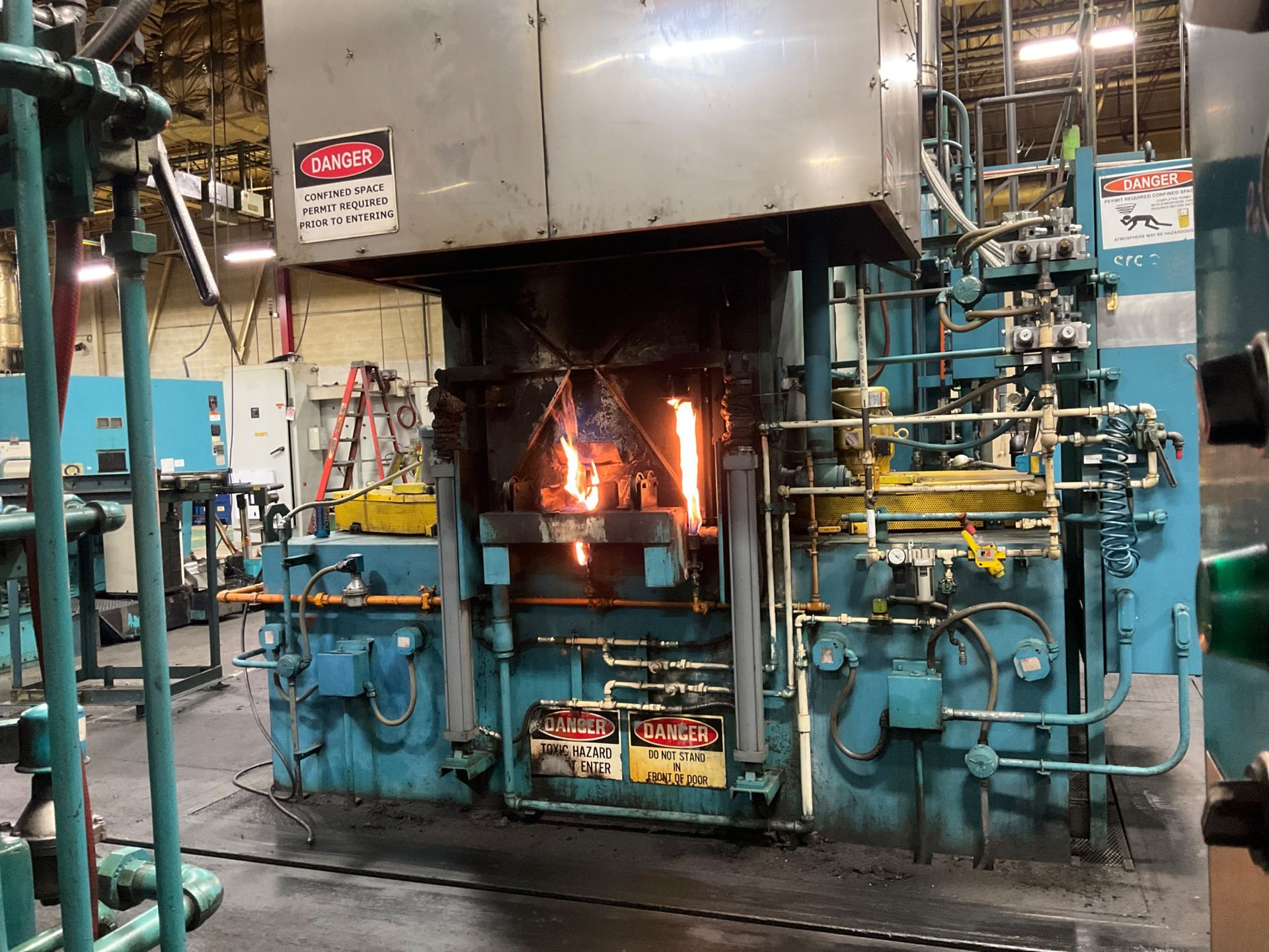 SURFACE COMBUSTION SUPER ALLCASE CARBURIZING FURNACE