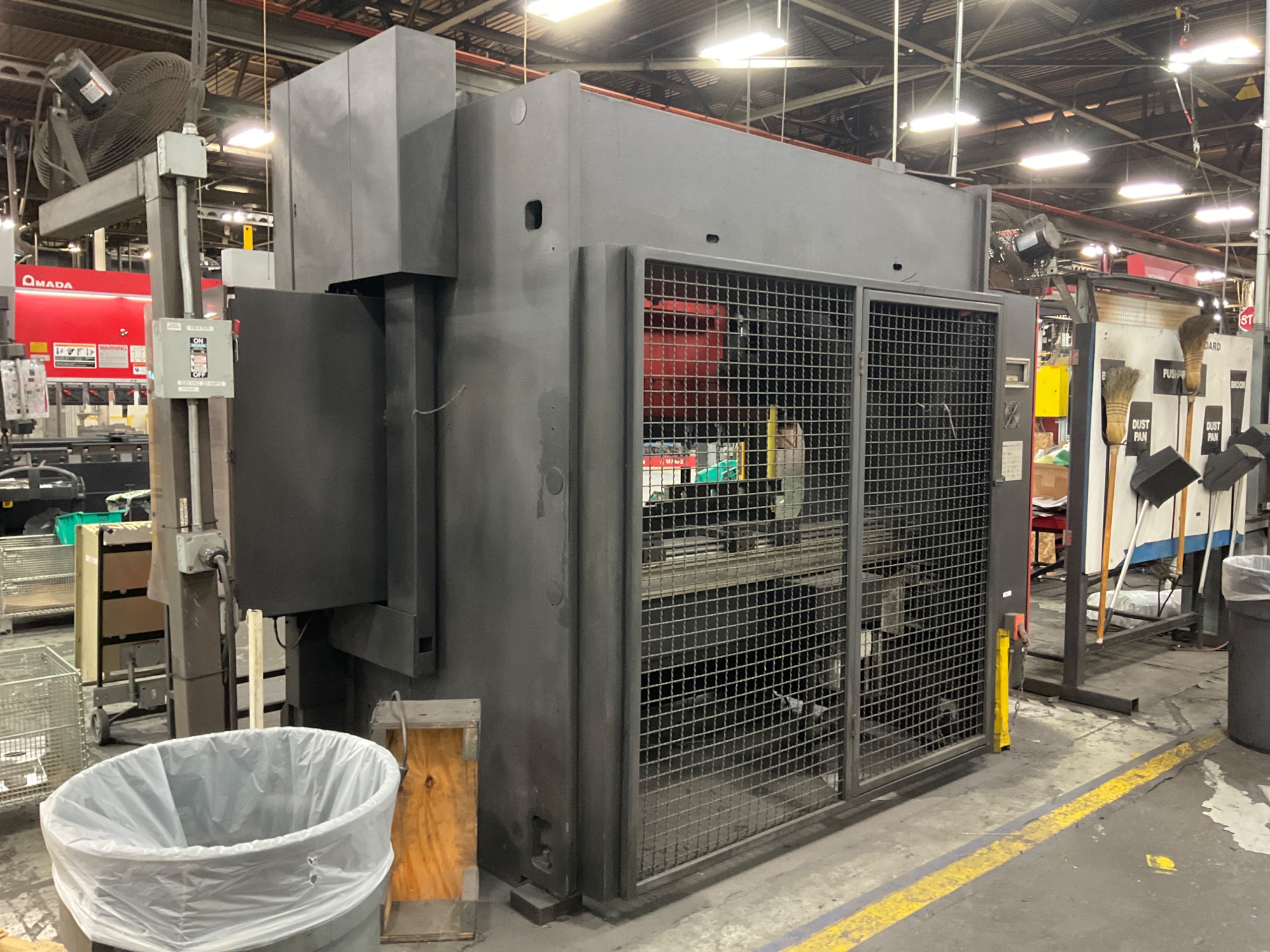 2004 AMADA HFT 80-25 S PRESS BRAKE