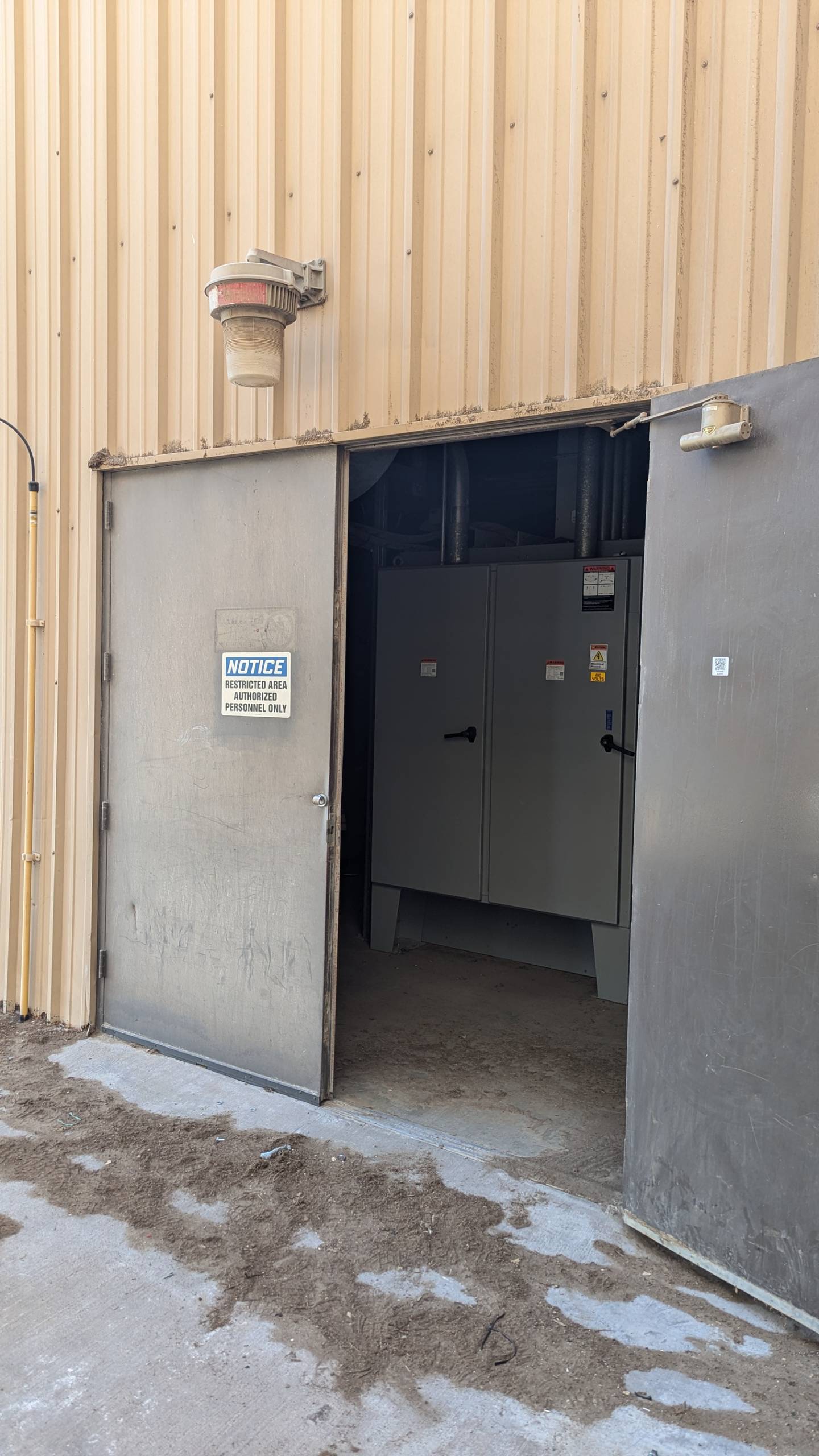 ELECTRICAL ROOM CONTAINING MOTOR CONTROL CENTERS, PANELS, TRANSFORMERS ...