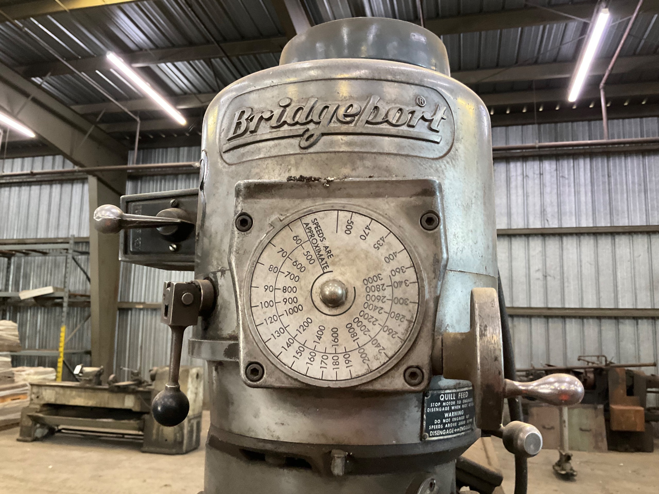 BRIDGEPORT VERTICAL MILLING MACHINE