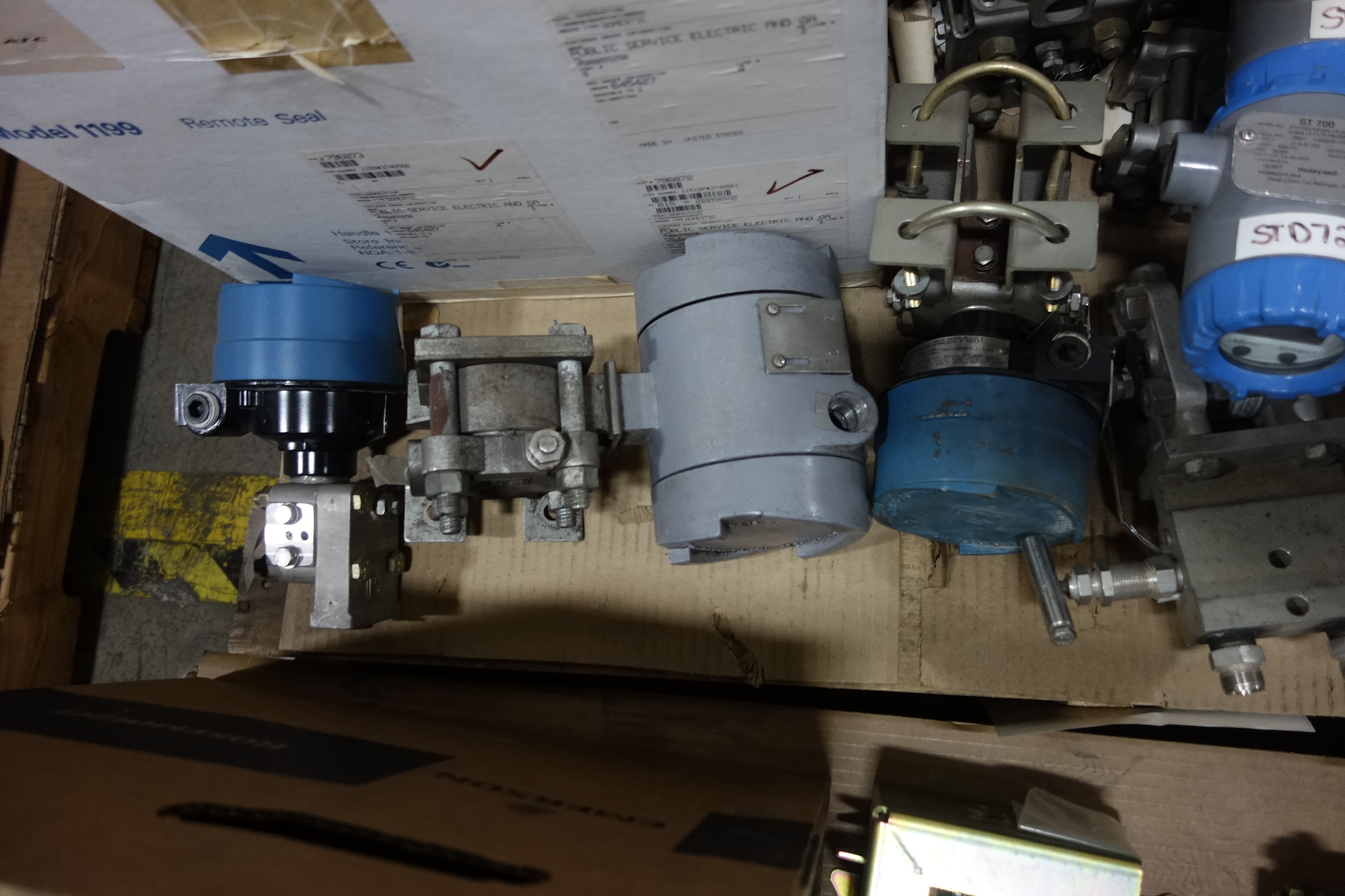 4 PALLETS OF ASSORTED TRANSMITTERS