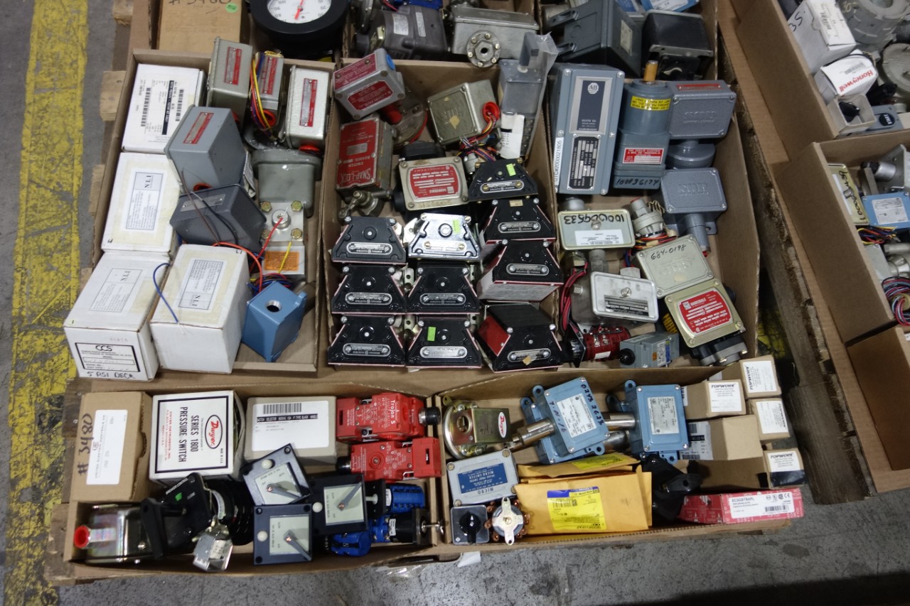 SKU 1067907 - 3 PALLETS OF ASSORTED SWITCHES