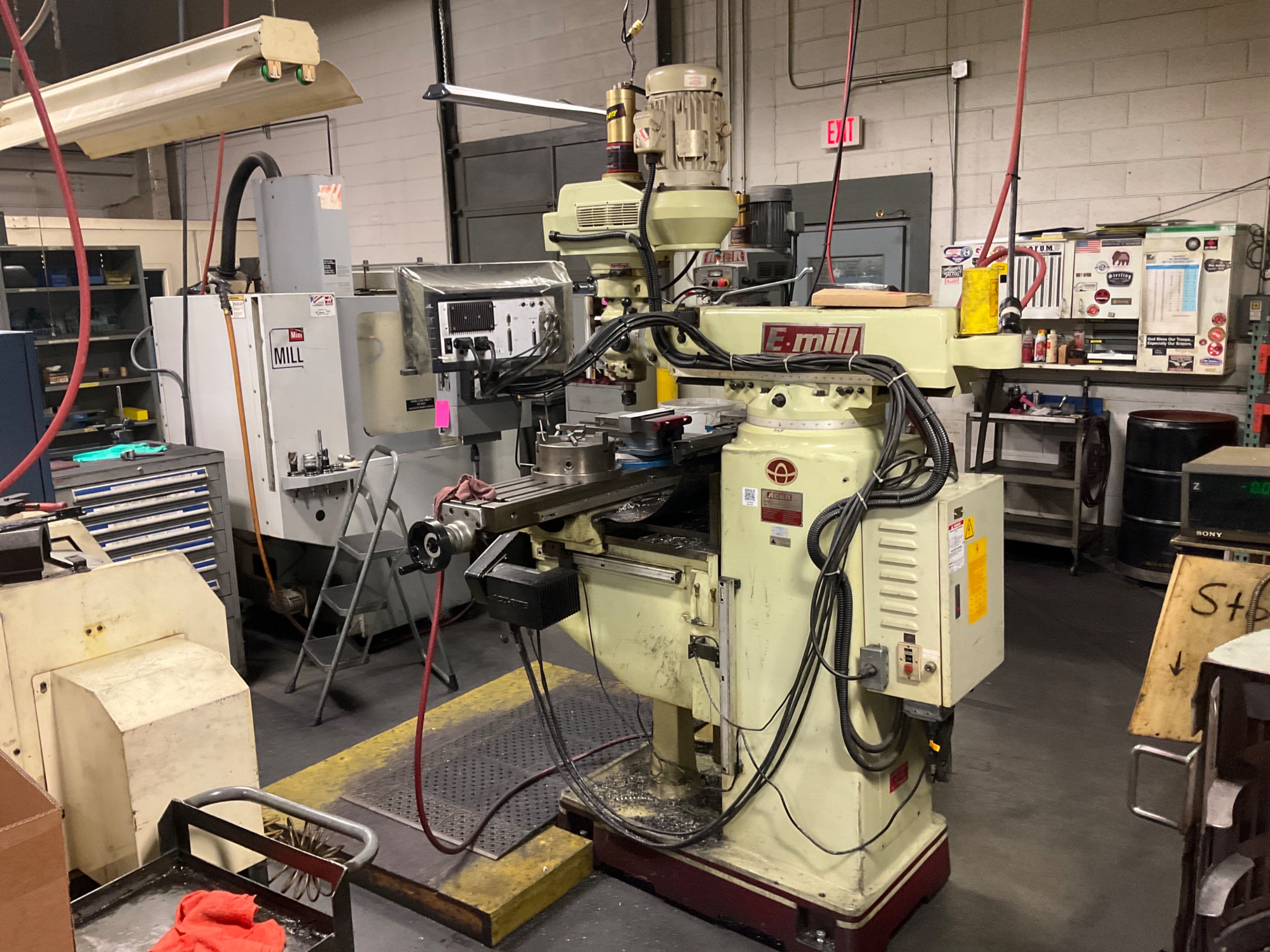 2004 ACER EVS-3VKH VERTICAL MILLING MACHINE