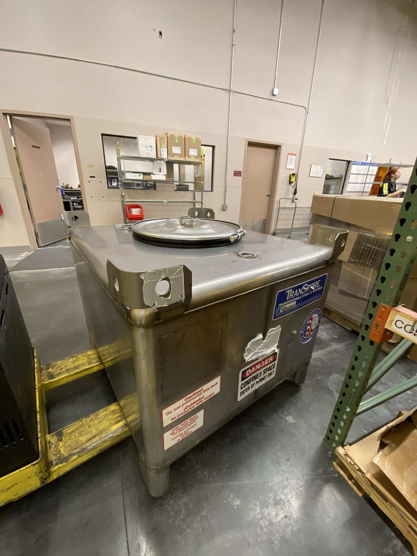 TRANSTORE/METALCRAFT 250 GALLON STAINLESS STEEL IBC TOTE