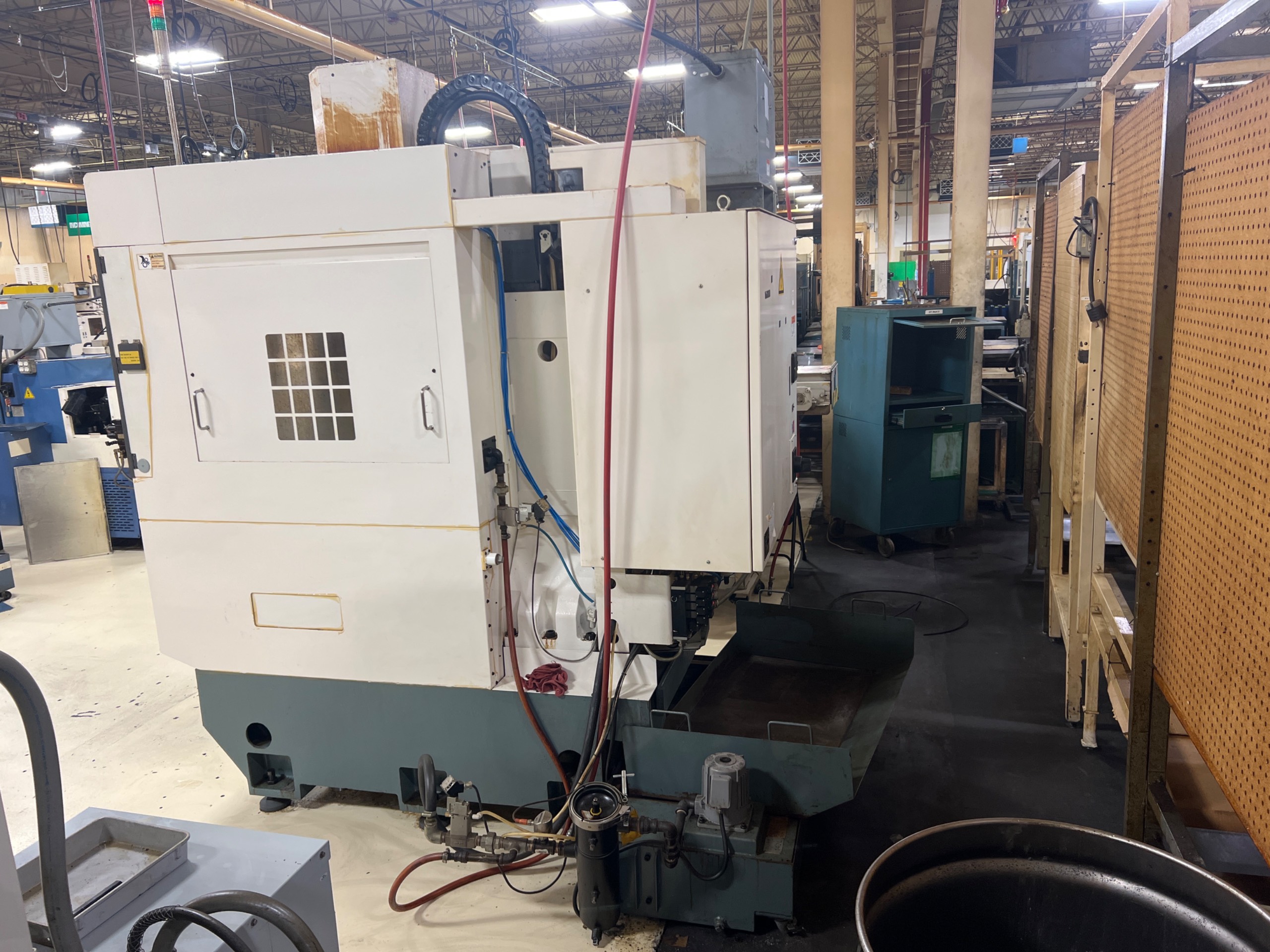 2011 TOYOSK TVT313M1 VERTICAL MACHINING CENTER