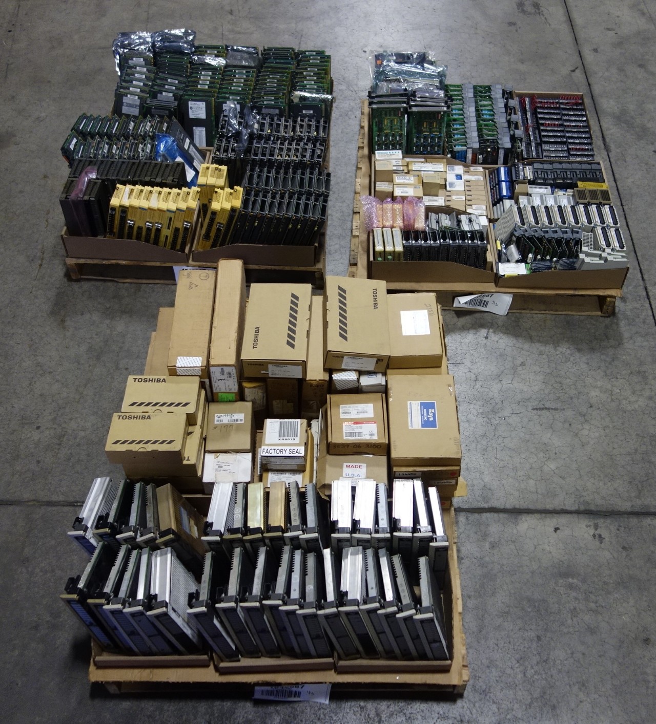 3 PALLETS OF ASSORTED INPUT/OUTPUT MODULES