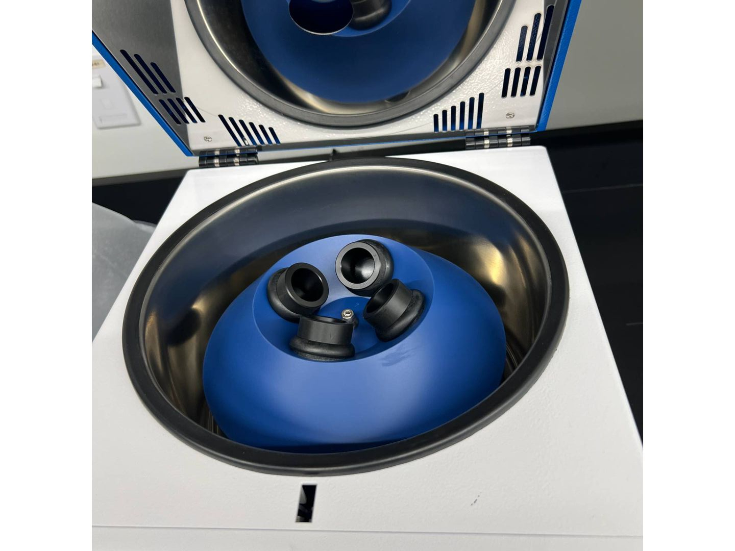 2023 NORDSON 7015541 MINI CENTRIFUGE For Sale | Aucto
