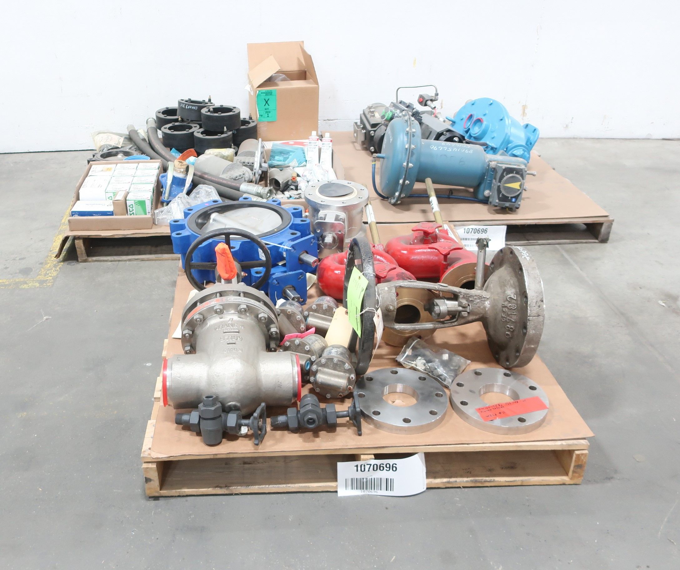 3 PALLET LOT OF ASSORTED VALVES AND VALVE PARTS