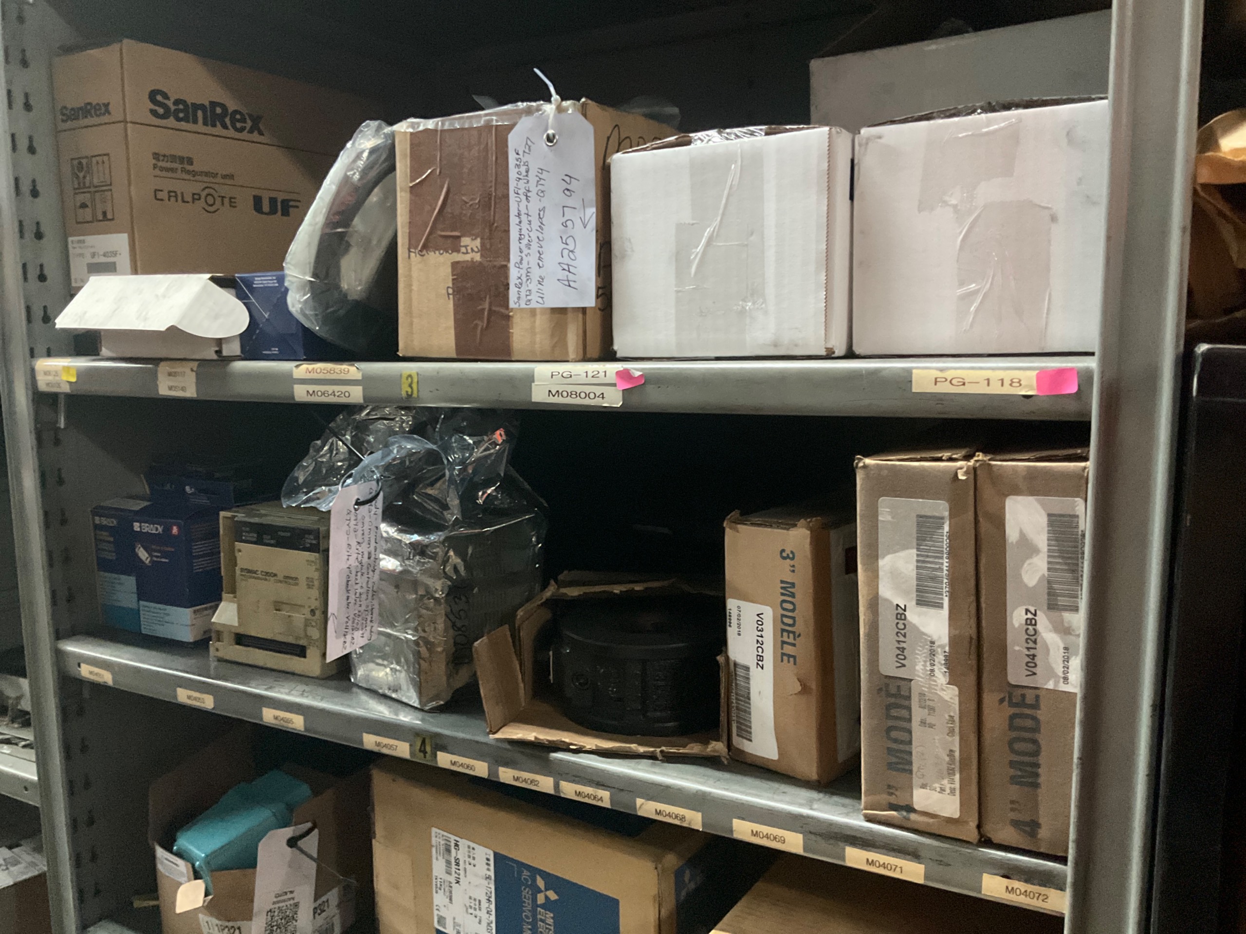BULK QTY OF INDUSTRIAL PARTS