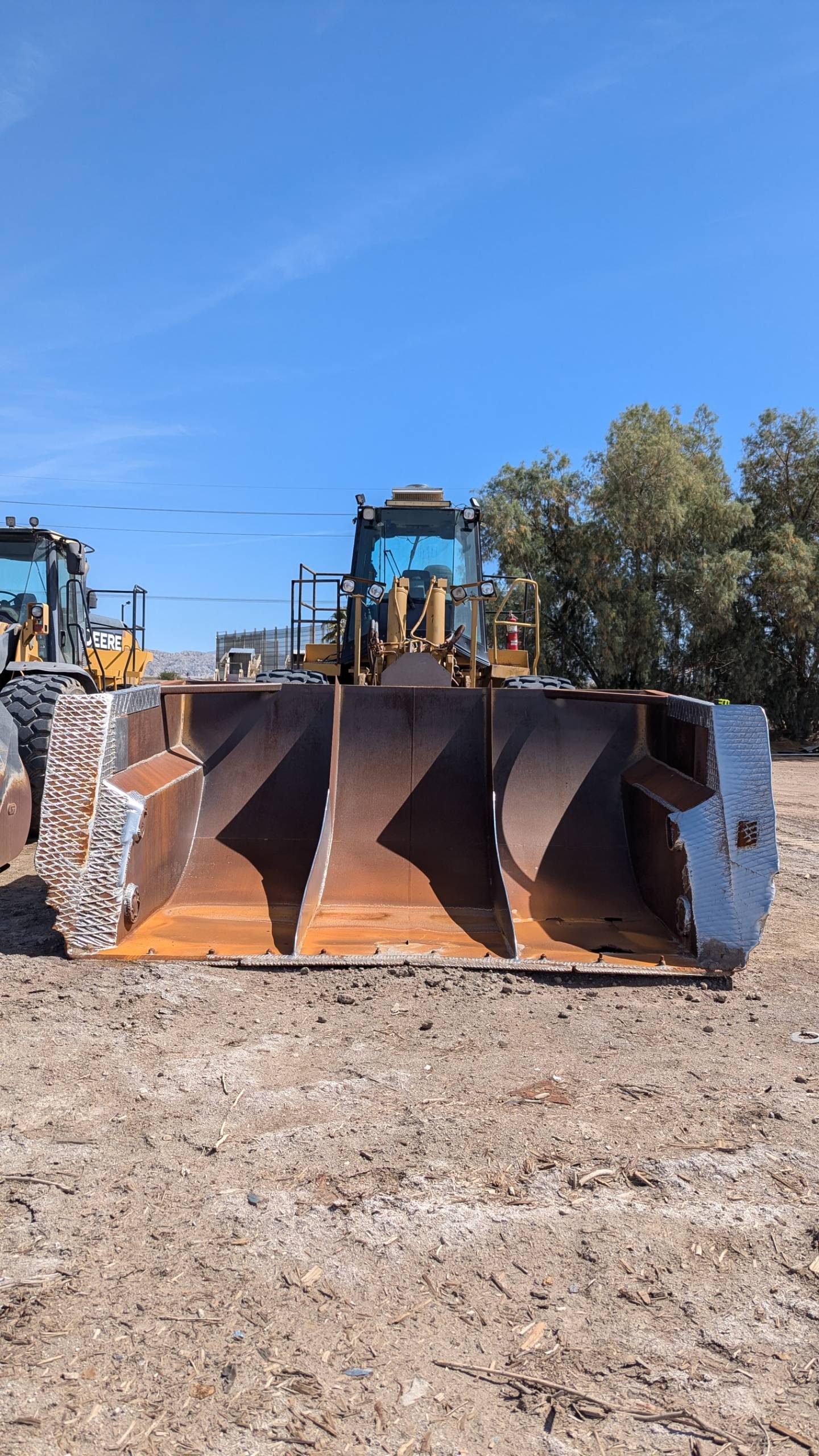 1999 CATERPILLAR 824 GTR WHEEL DOZER WITH 13' CHIP HANDLING BUCKET