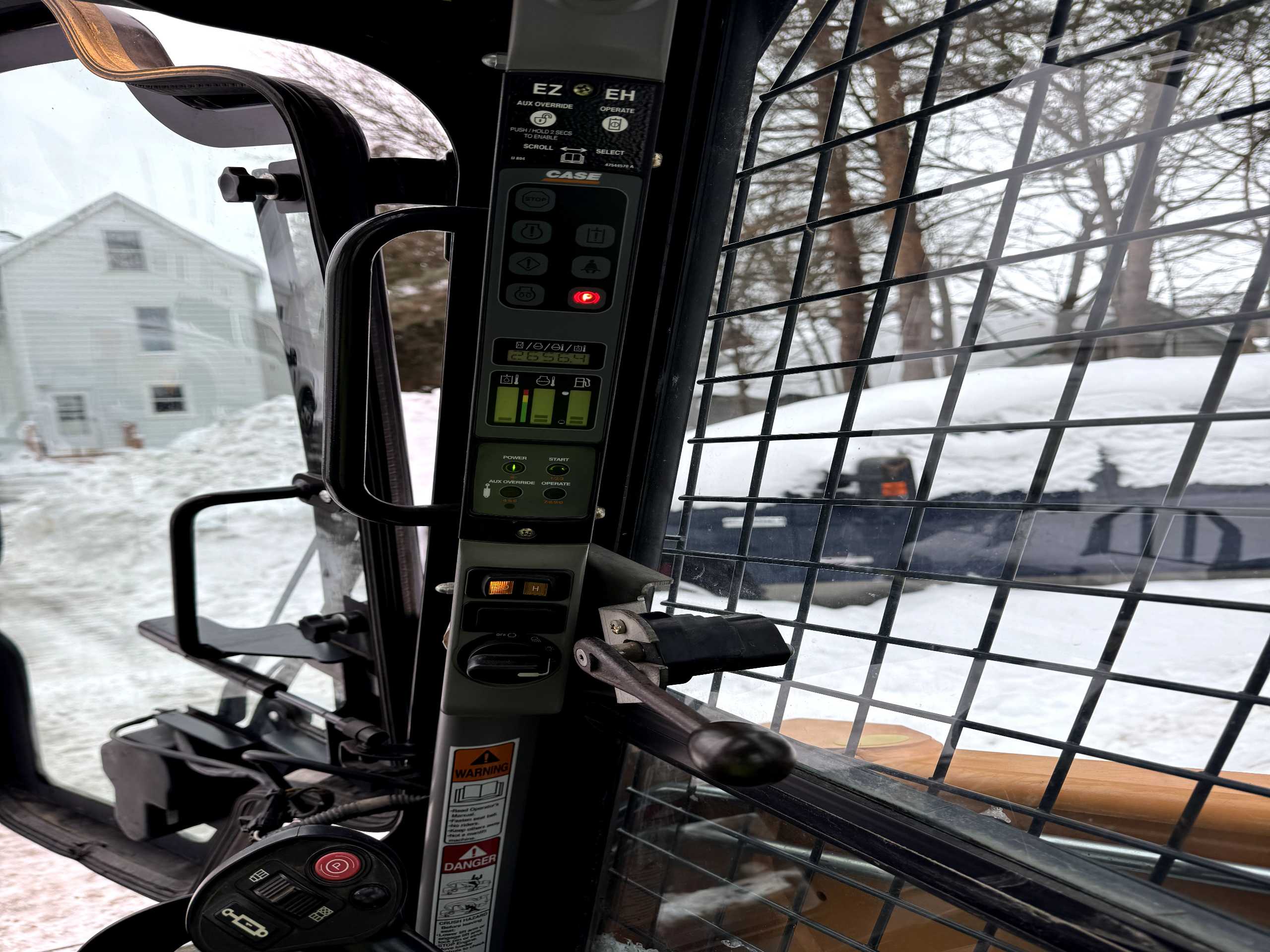 2017 - CASE - TV370 MULTI-TERRAIN LOADER For Sale | Aucto