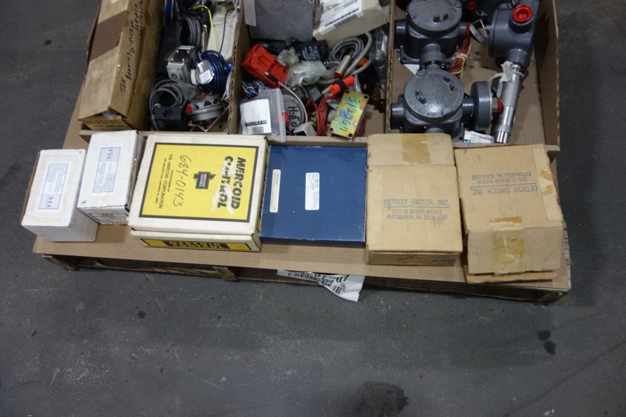 SKU 1067907 - 3 PALLETS OF ASSORTED SWITCHES