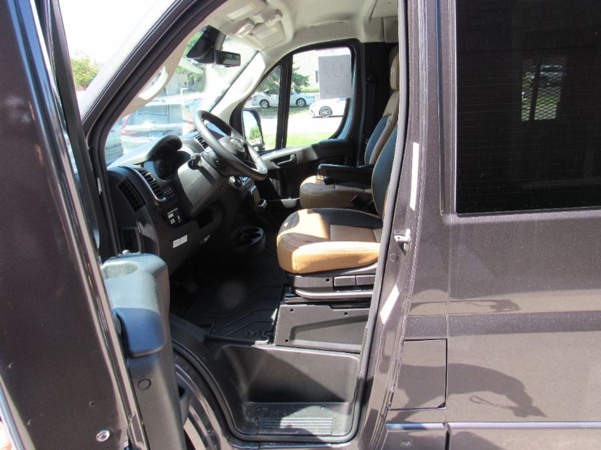 Wheelchair Van - New 2025 Ram ProMaster SE526114