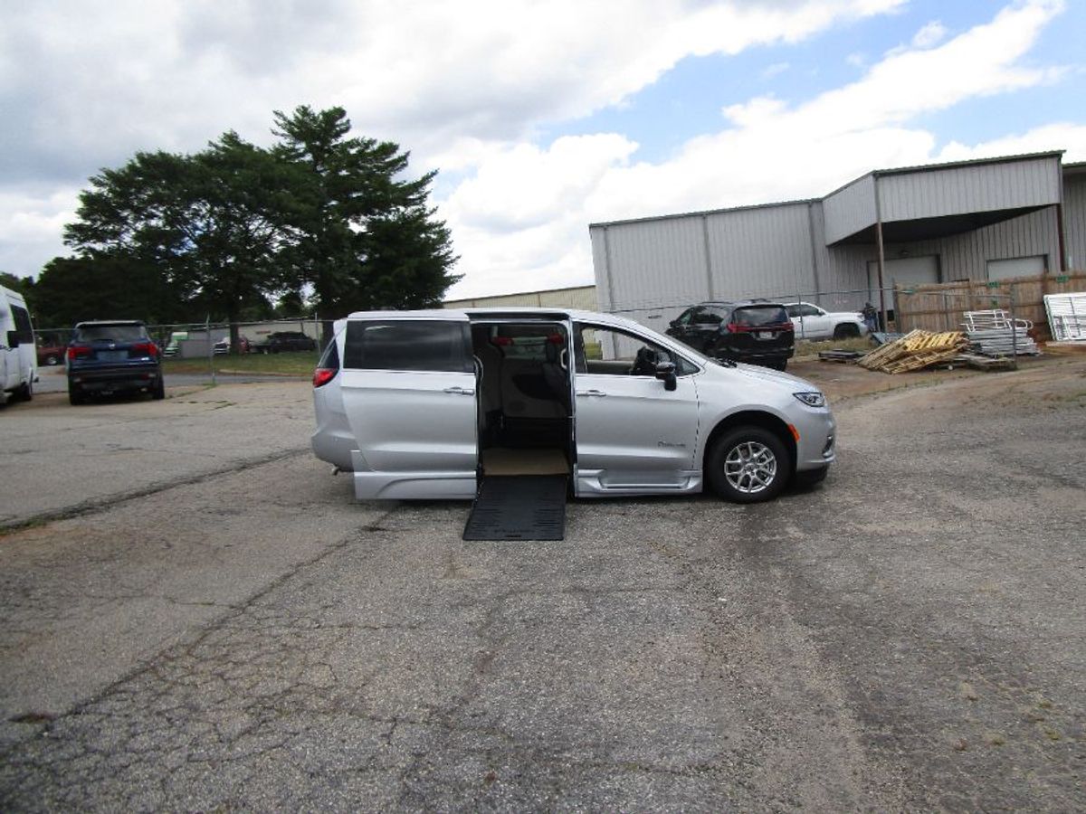 South Carolina Wheelchair Vans for Sale | MobilityWorks