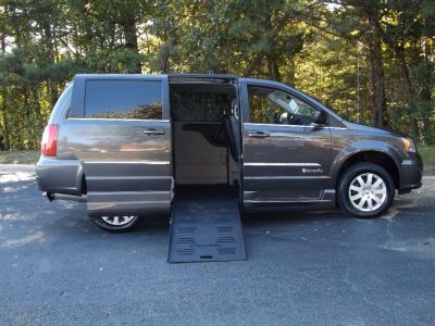 Wheelchair Vans For Sale | New Conversions and Used Handicap Vans ...