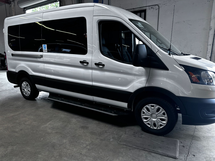 2022 Ford Transit 15 Passenger