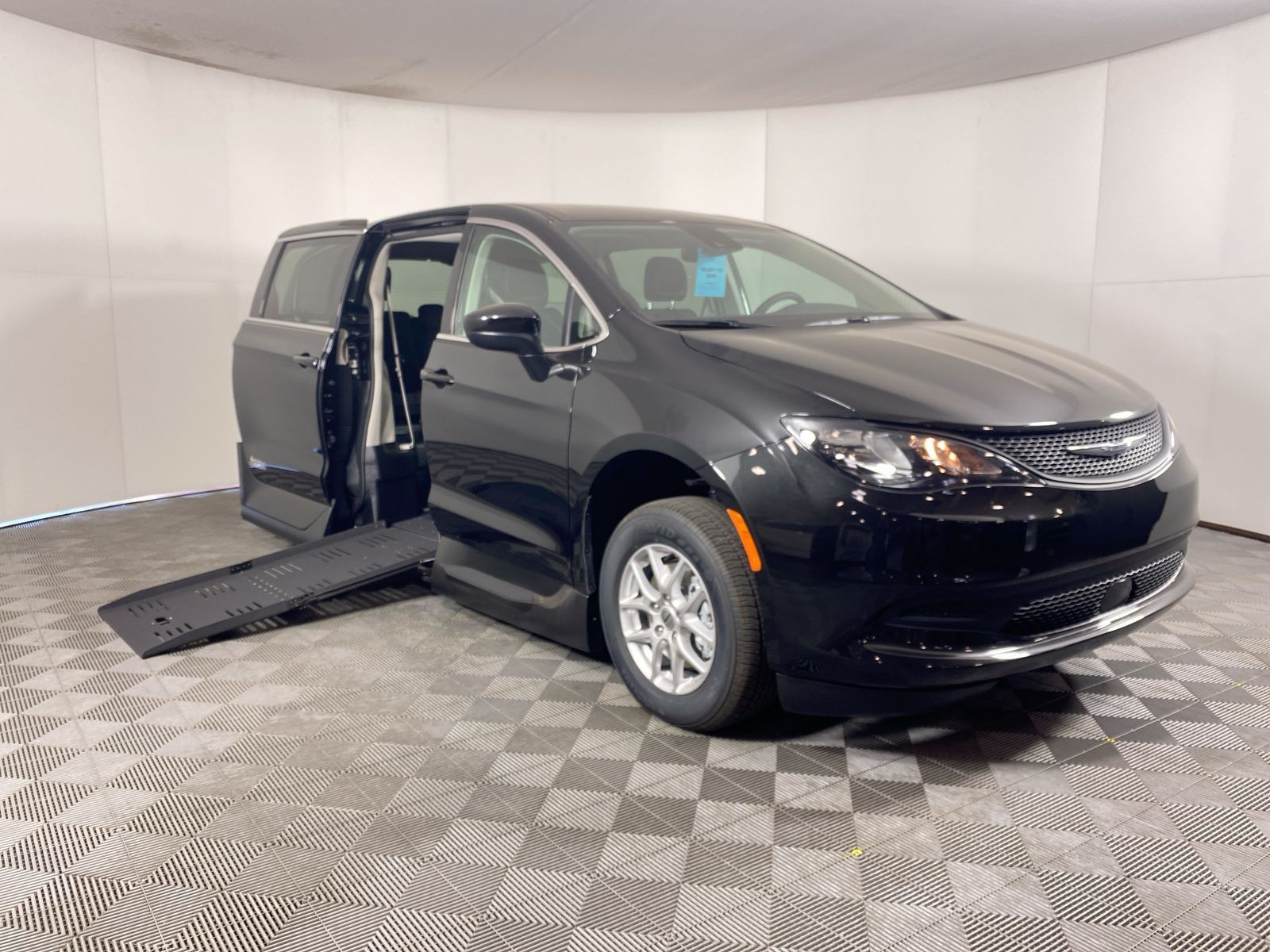 Chrysler Wheelchair Van Conversion | Vantage Mobility