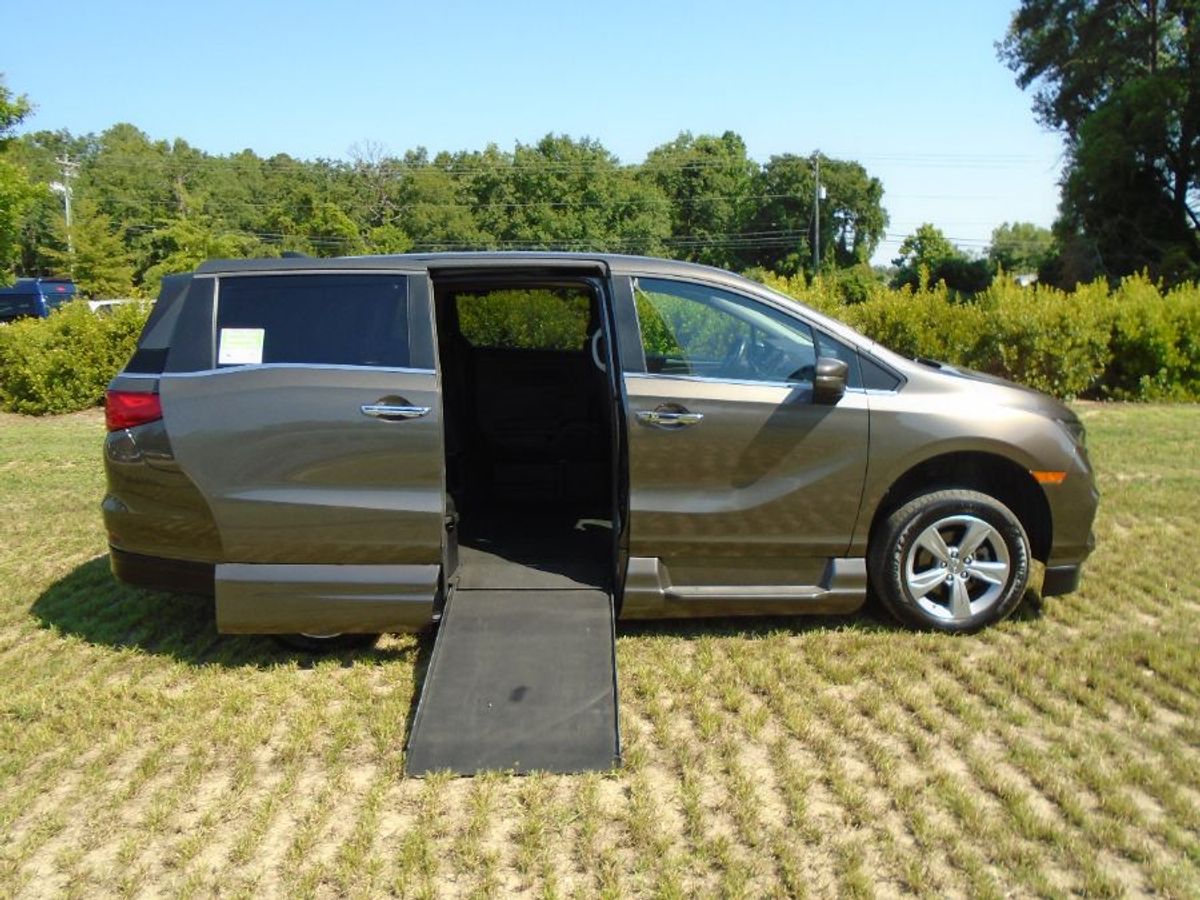 South Carolina Wheelchair Vans for Sale | MobilityWorks