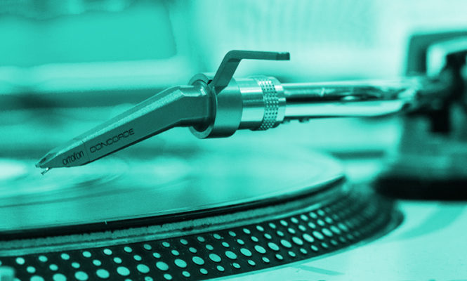 McIntosh launches 'more affordable' precision turntable – The Vinyl Factory