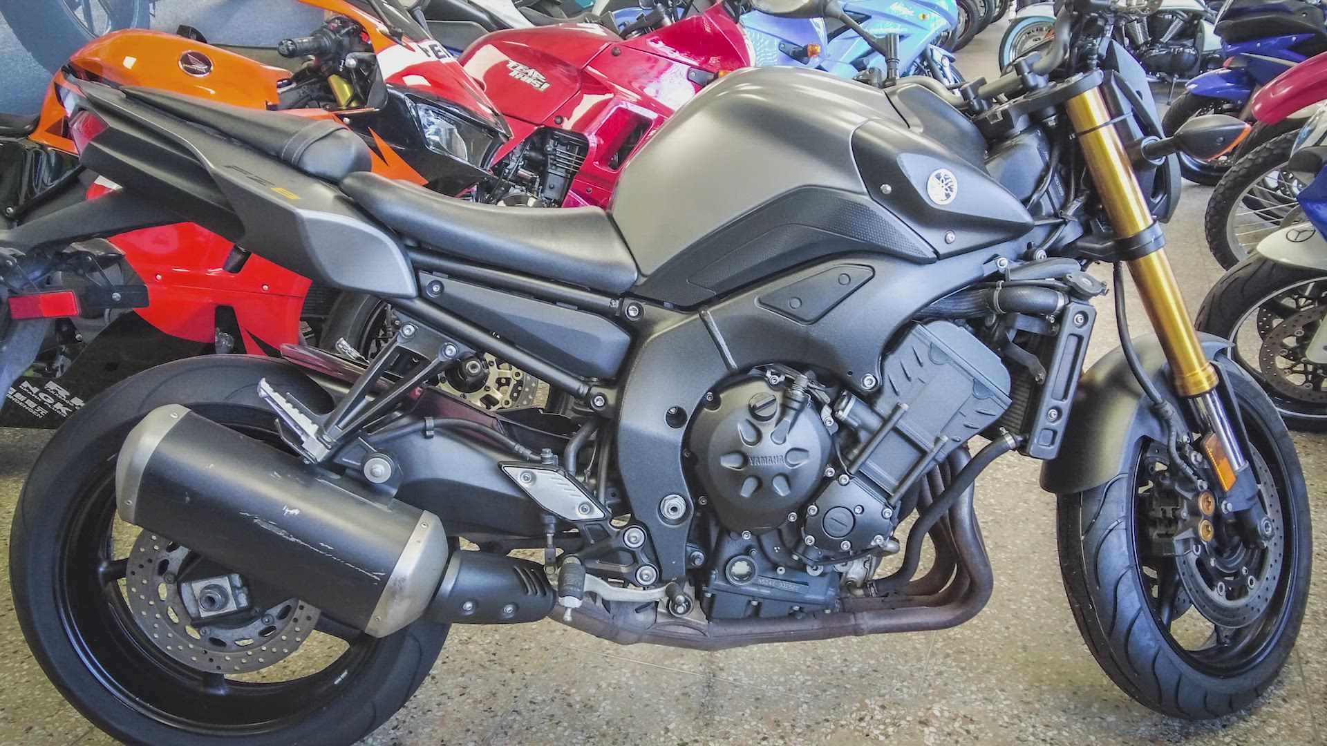 2022 Yamaha Fz8 Matte Grey
