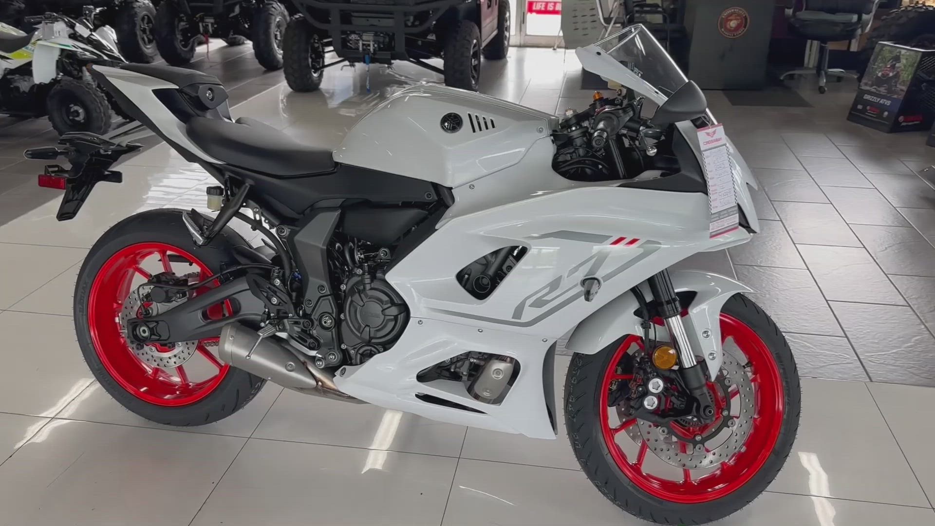 2023 Yamaha R7 - Vidifye