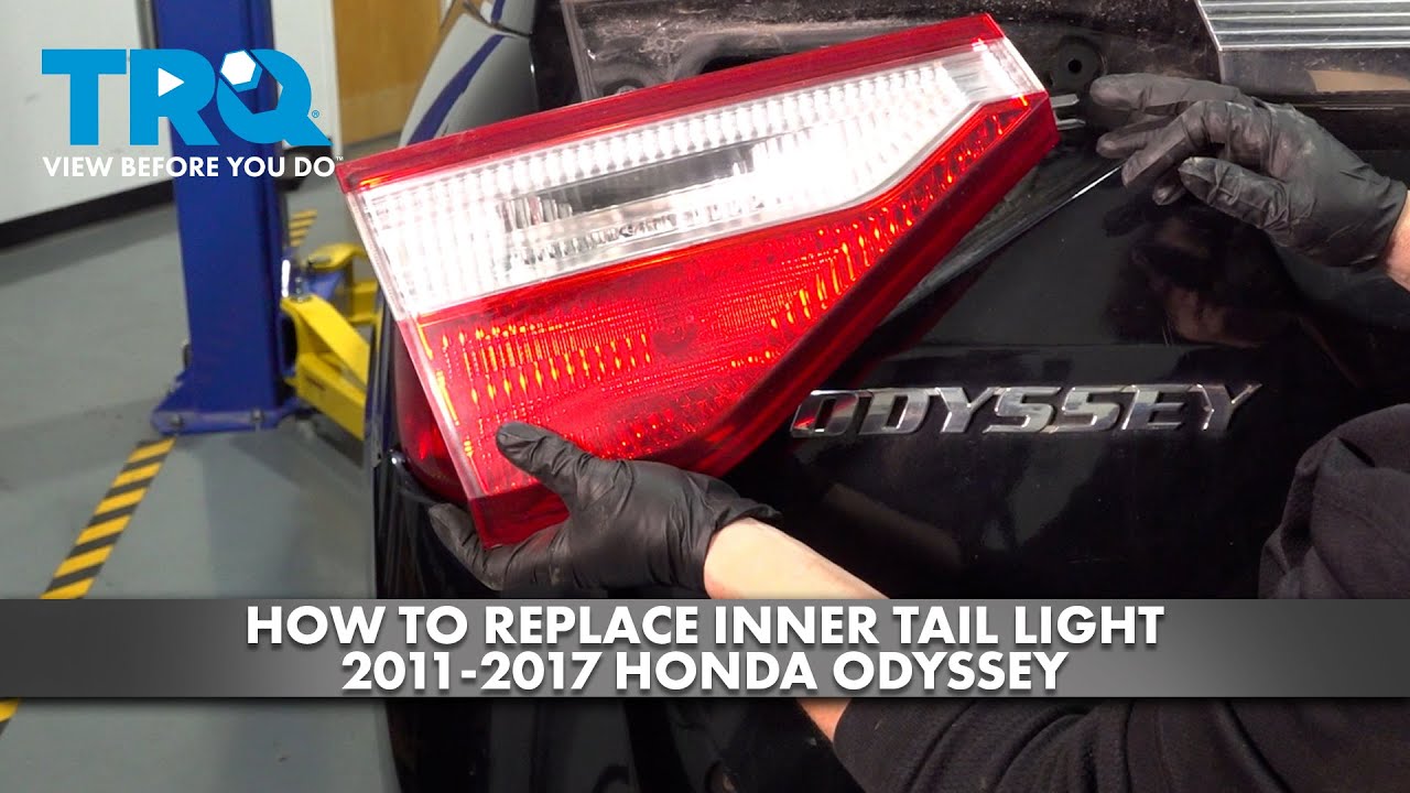 How To Replace Inner Tail Light 2011 2017 Honda Odyssey 1a Auto