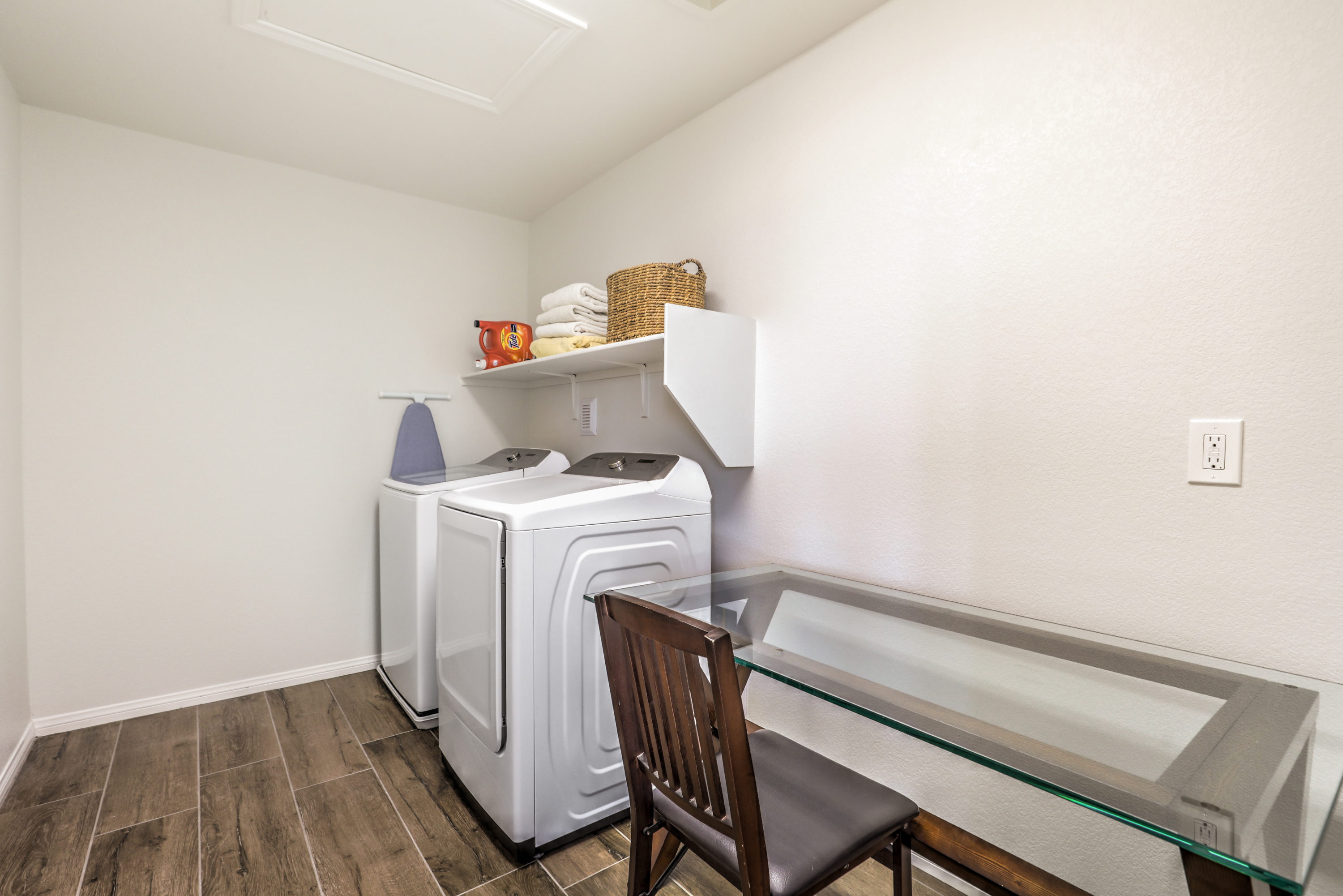 12519 Dolan Point St, Las Vegas, NV 89138 | Neon Sun Photography | Tour