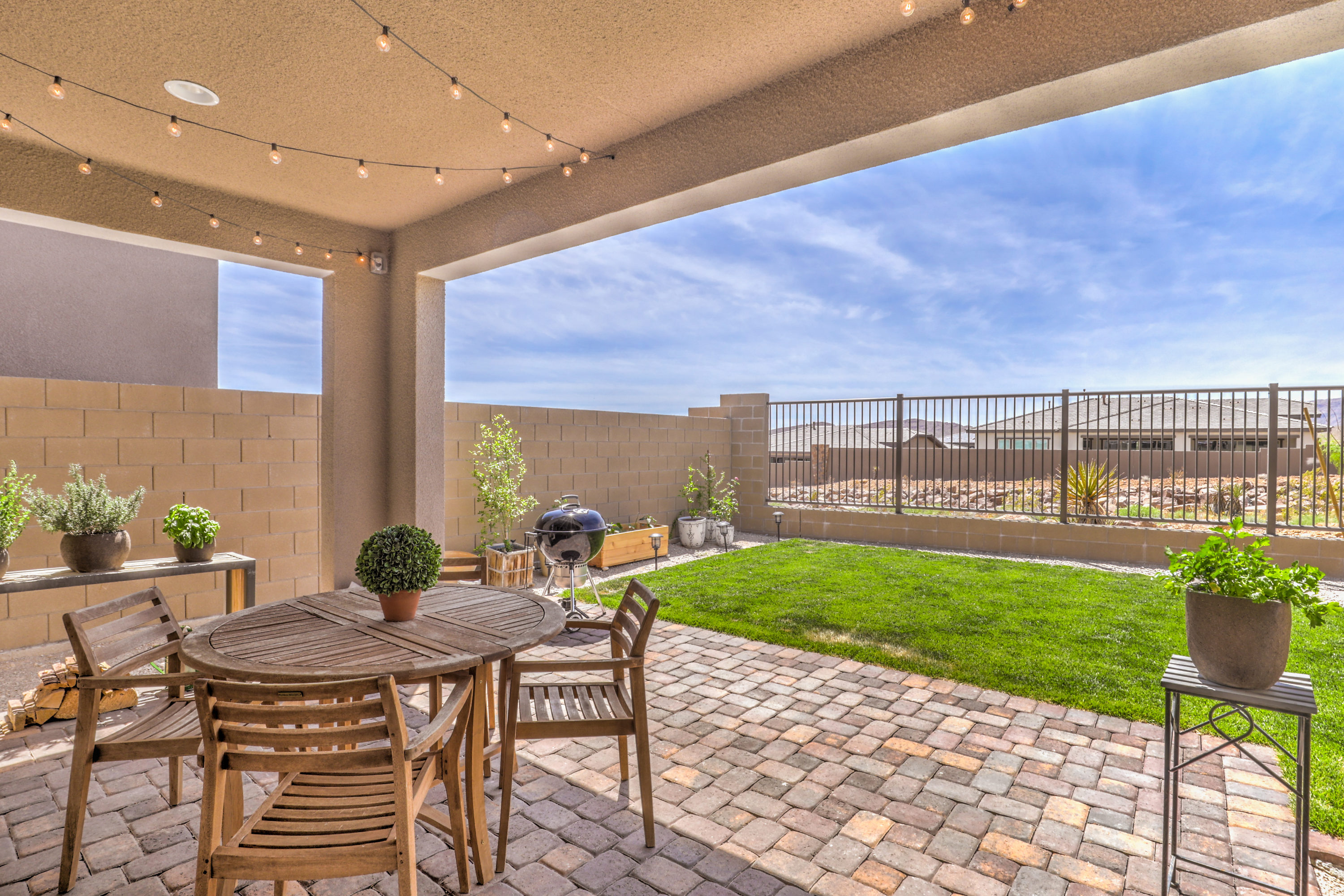 12519 Dolan Point St, Las Vegas, NV 89138 | Neon Sun Photography | Tour