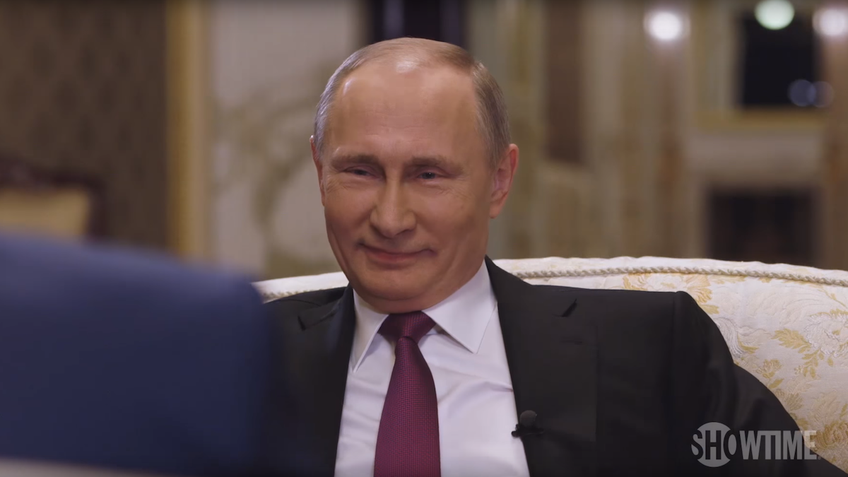 Oliver Stone Interviews Vladimir Putin In Showtime Docuseries The Putin