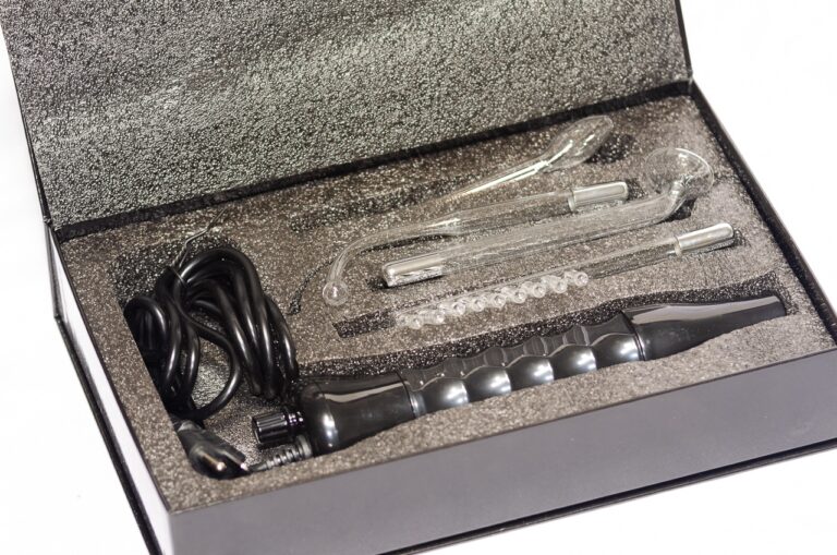 Galaxy Violet Wand Kit™ with Mirage Pro Violet Wand™ - Electroplay ...