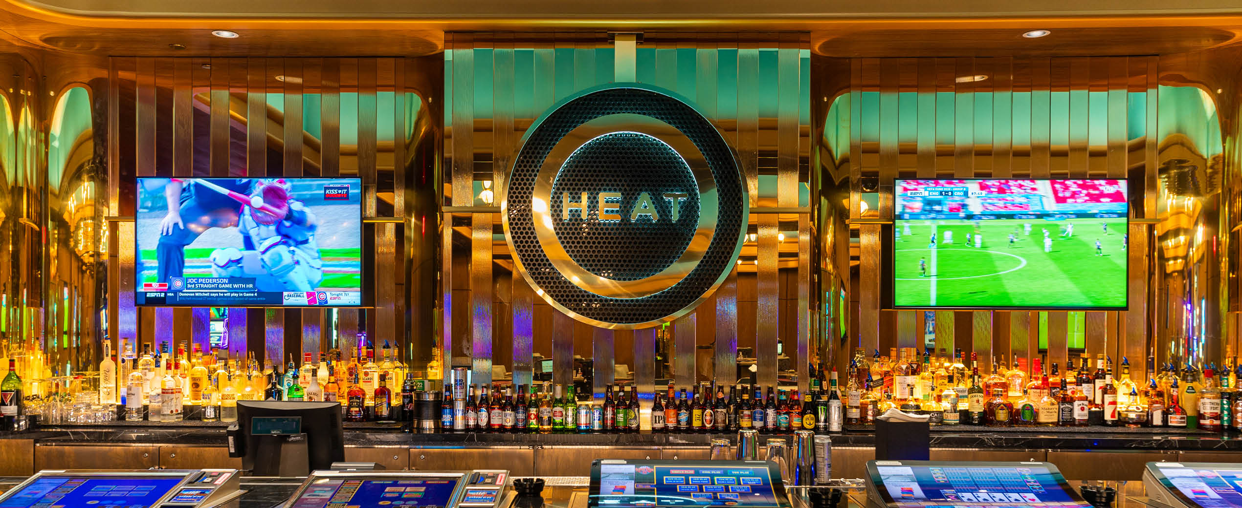 Heat - Video Poker - Virgin Hotel Las Vegas