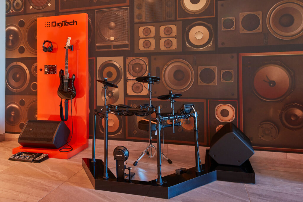 Ruby Tower - Virgin Hotels Las Vegas