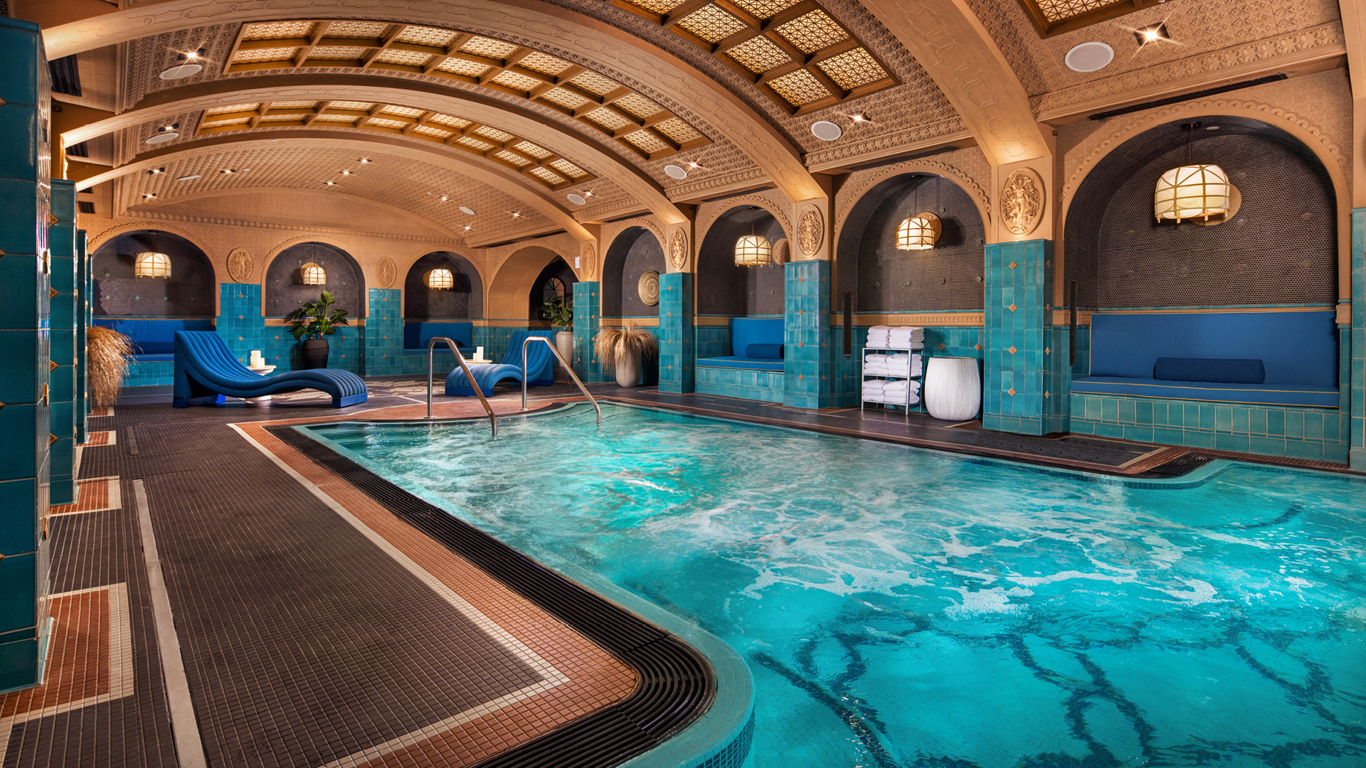 Ruby Tower - Virgin Hotels Las Vegas