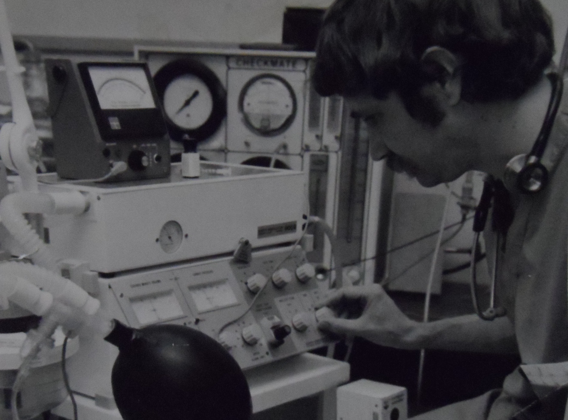 Early ICU Ventilators