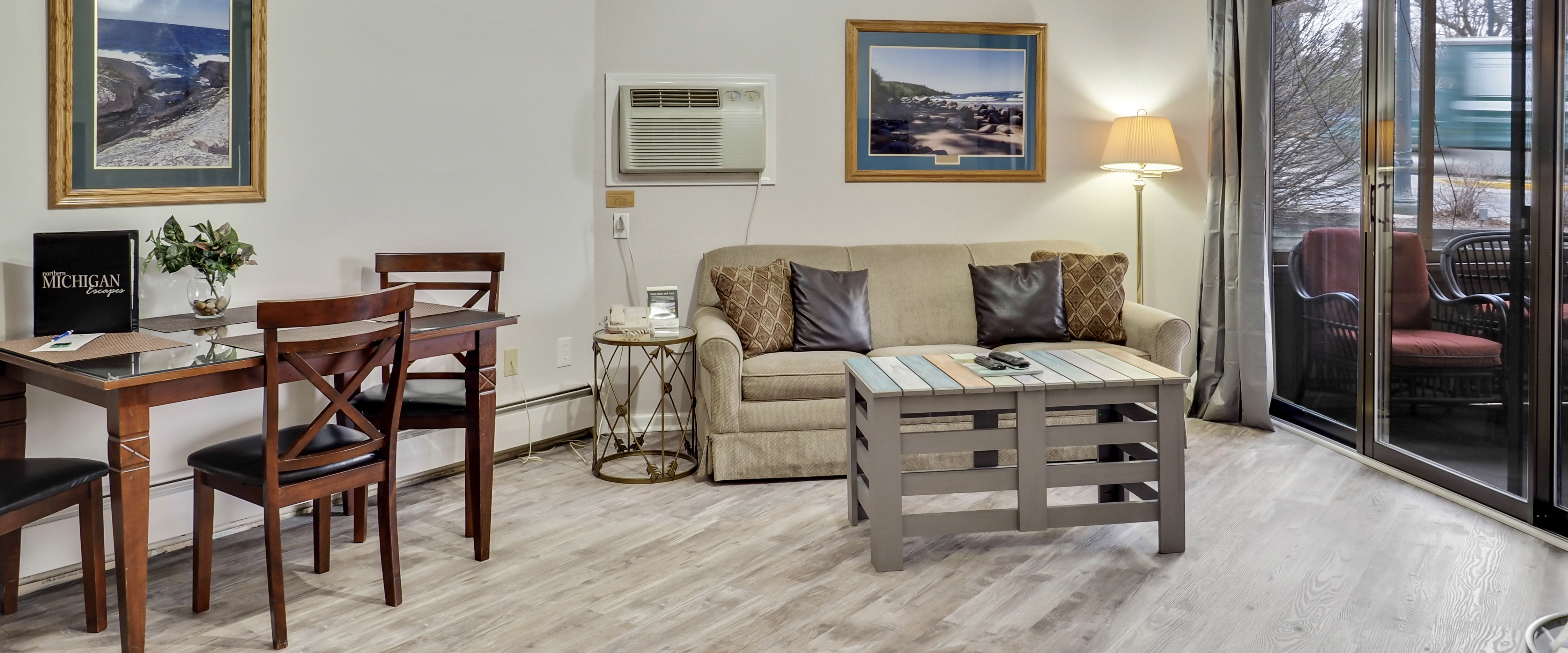 105 Pointes North Inn