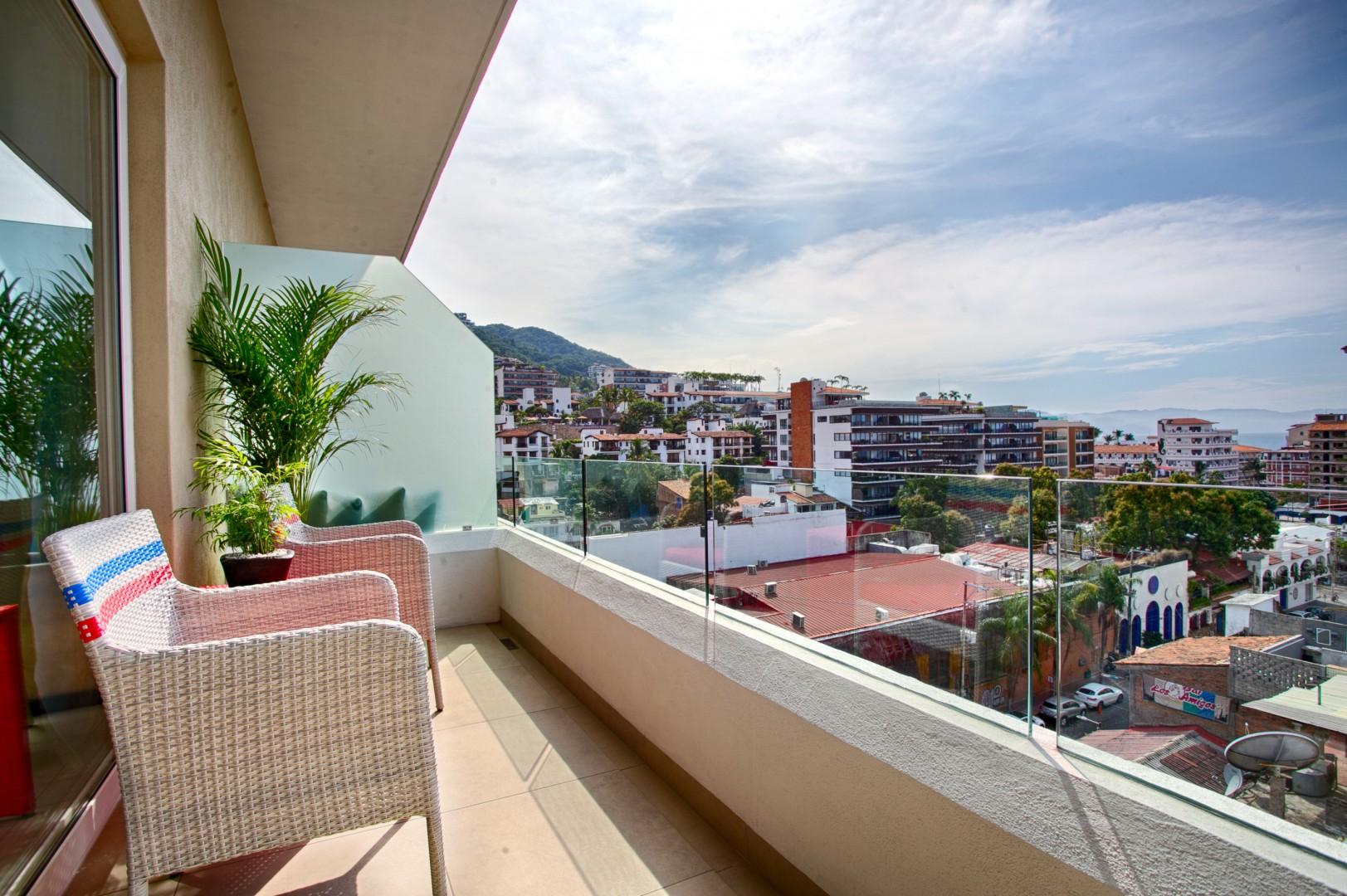 Modern Mexican Condo w/View | POOLS & GYM OPEN