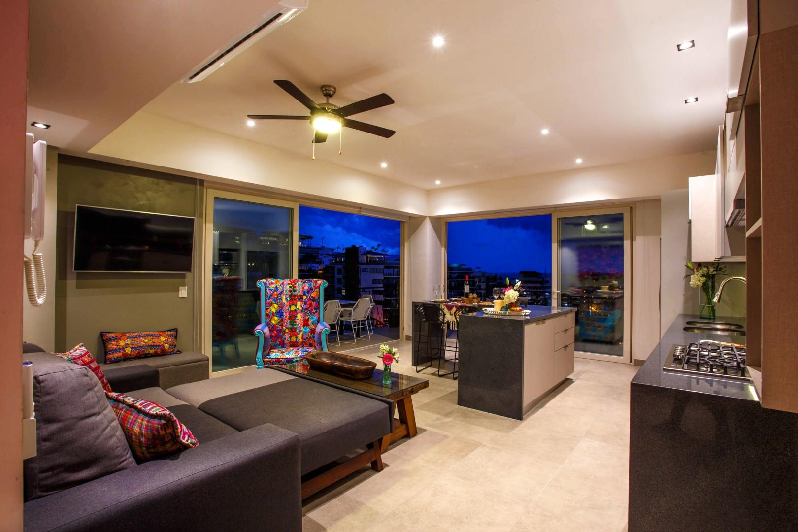 Spectacular Modern Mexican Condo | POOL & GYM OPEN