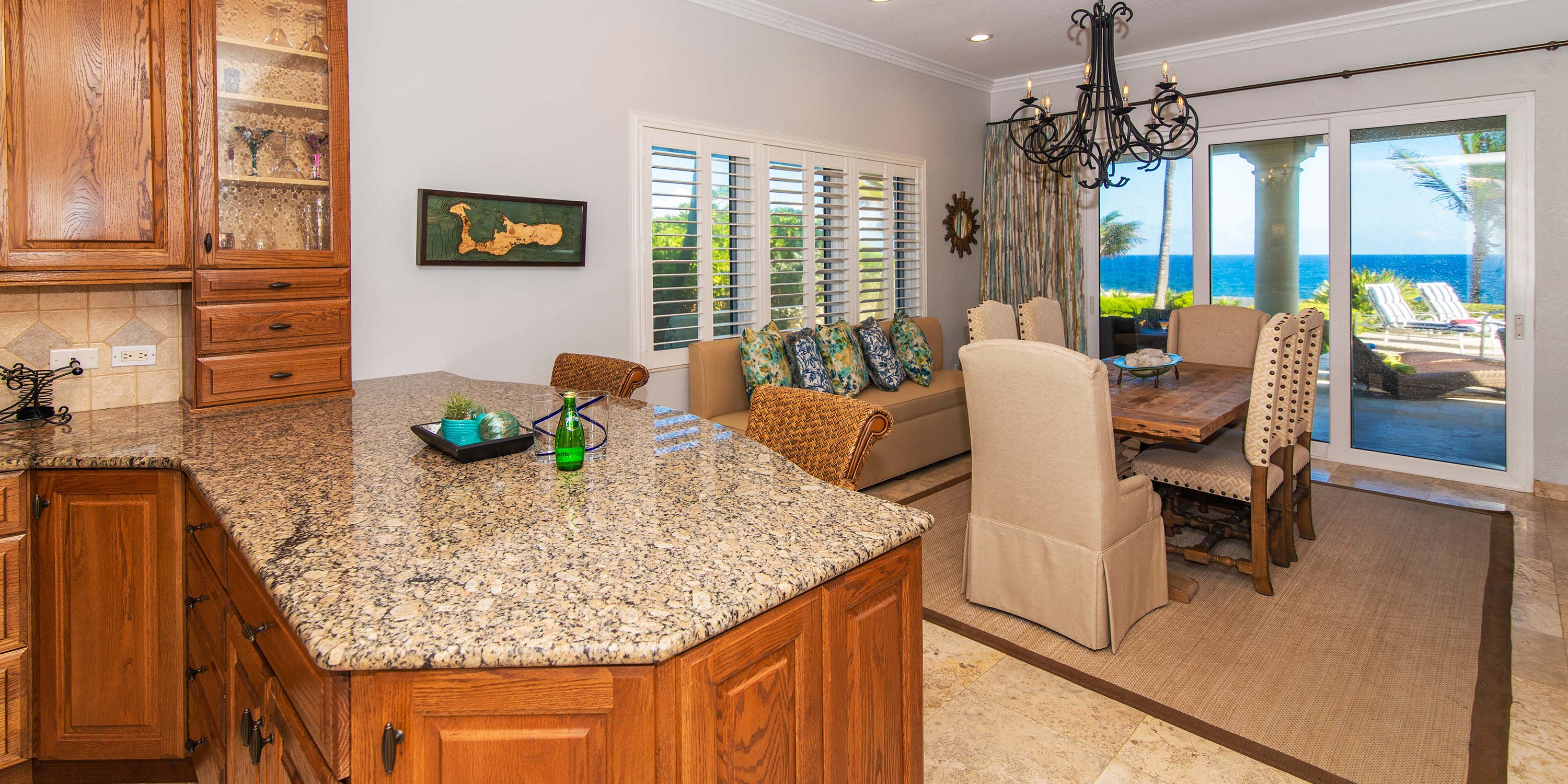 On The Rocks & Guesthouse