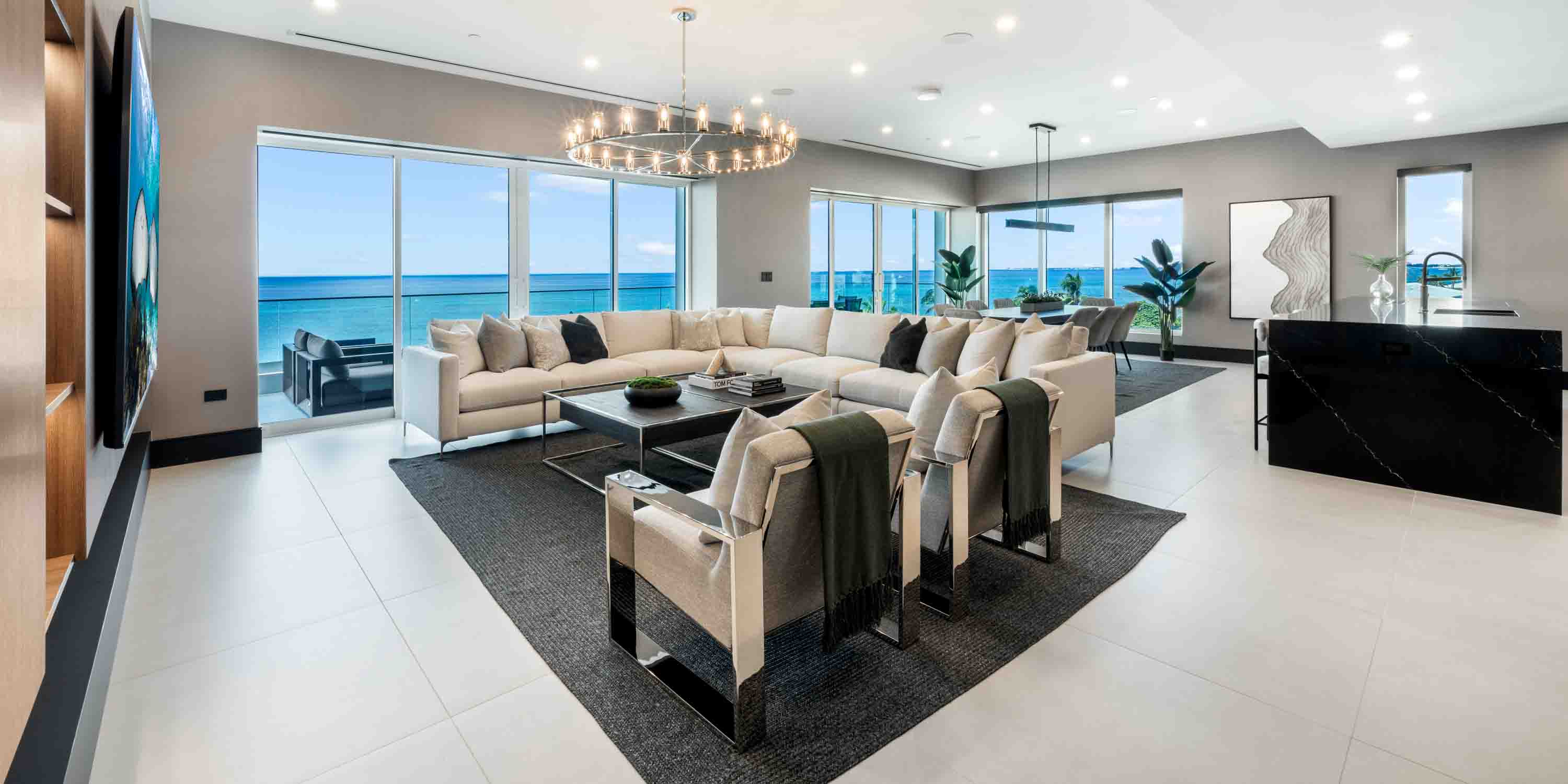 Aqua Fourth Floor Residence
