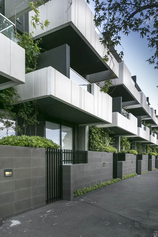 2Well Street Brighton - Walker