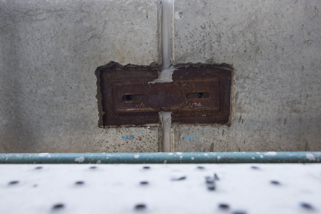 Thornbury HiRes - Walker