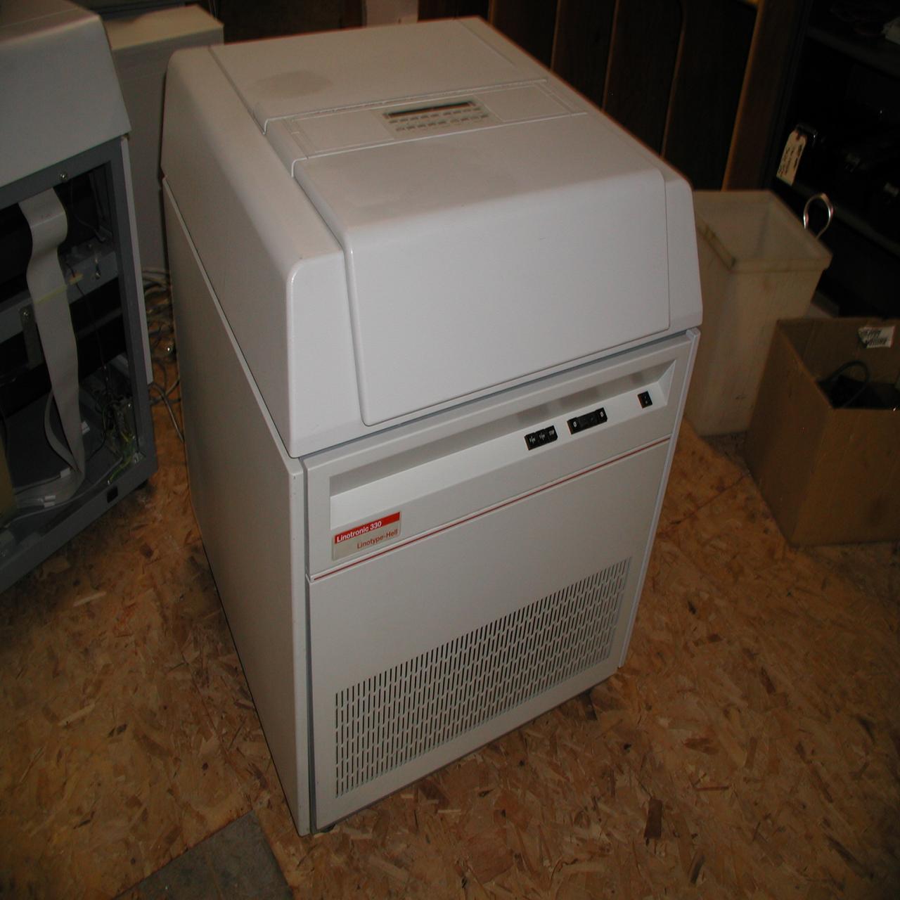 Lot #43: Linotype Hell Linotronic 330 Imagesetter with RTI 6.0 RIP ...