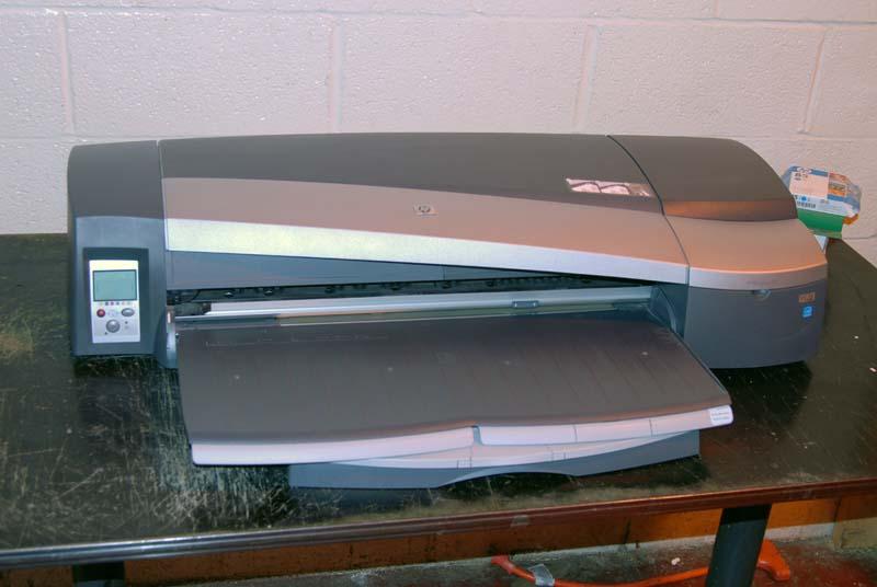 Lot #37: HP Designjet 130 24" Roll Fed Color Printer - WireBids