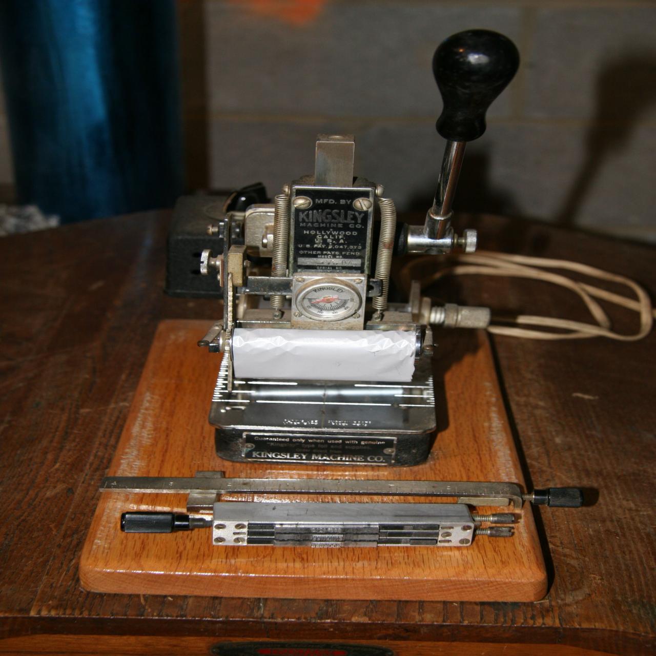 Lot #82: Kingsley Hot stamp machine - WireBids