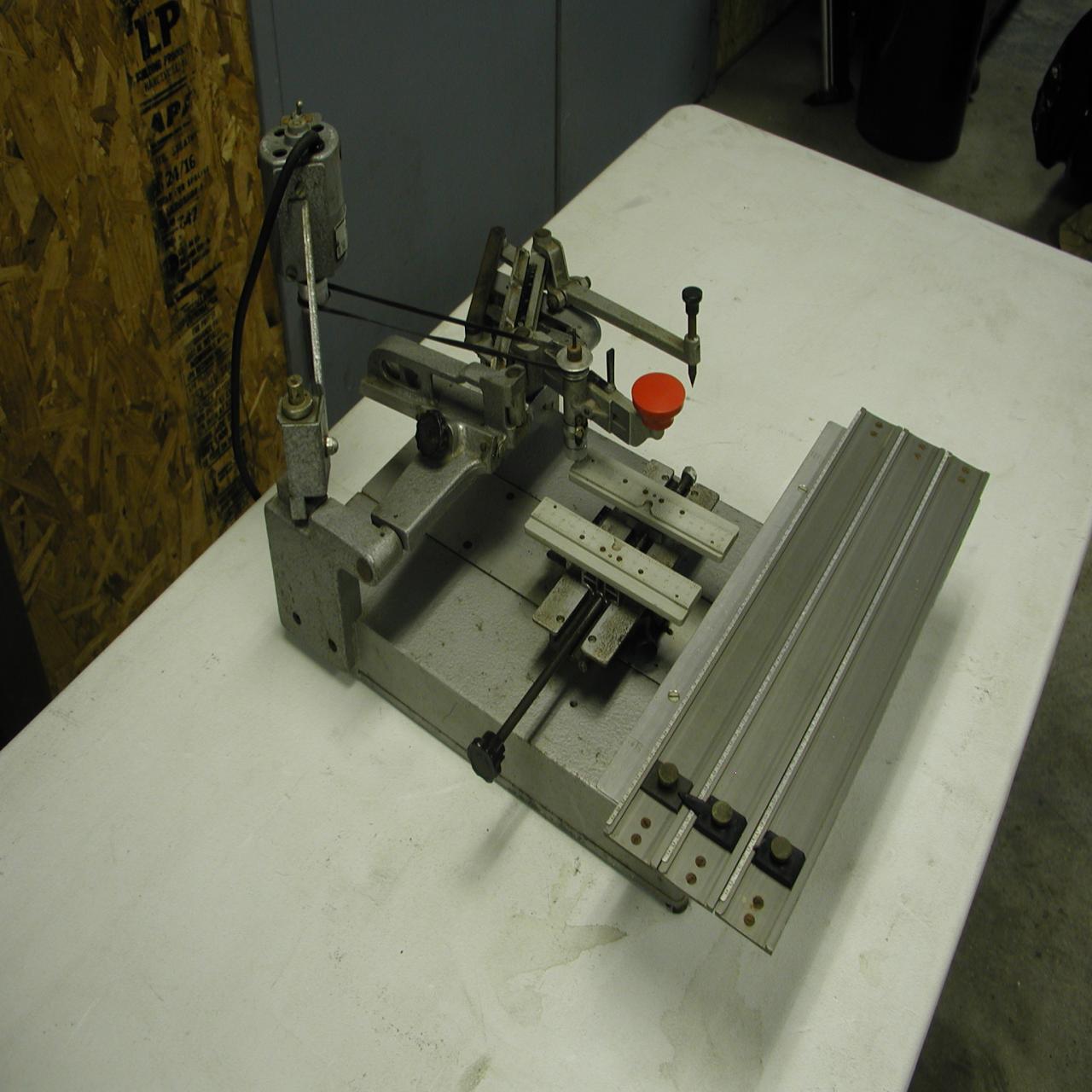 Lot #56: New Hermes GK-IIT Engravograph, Engraver With Fonts - WireBids