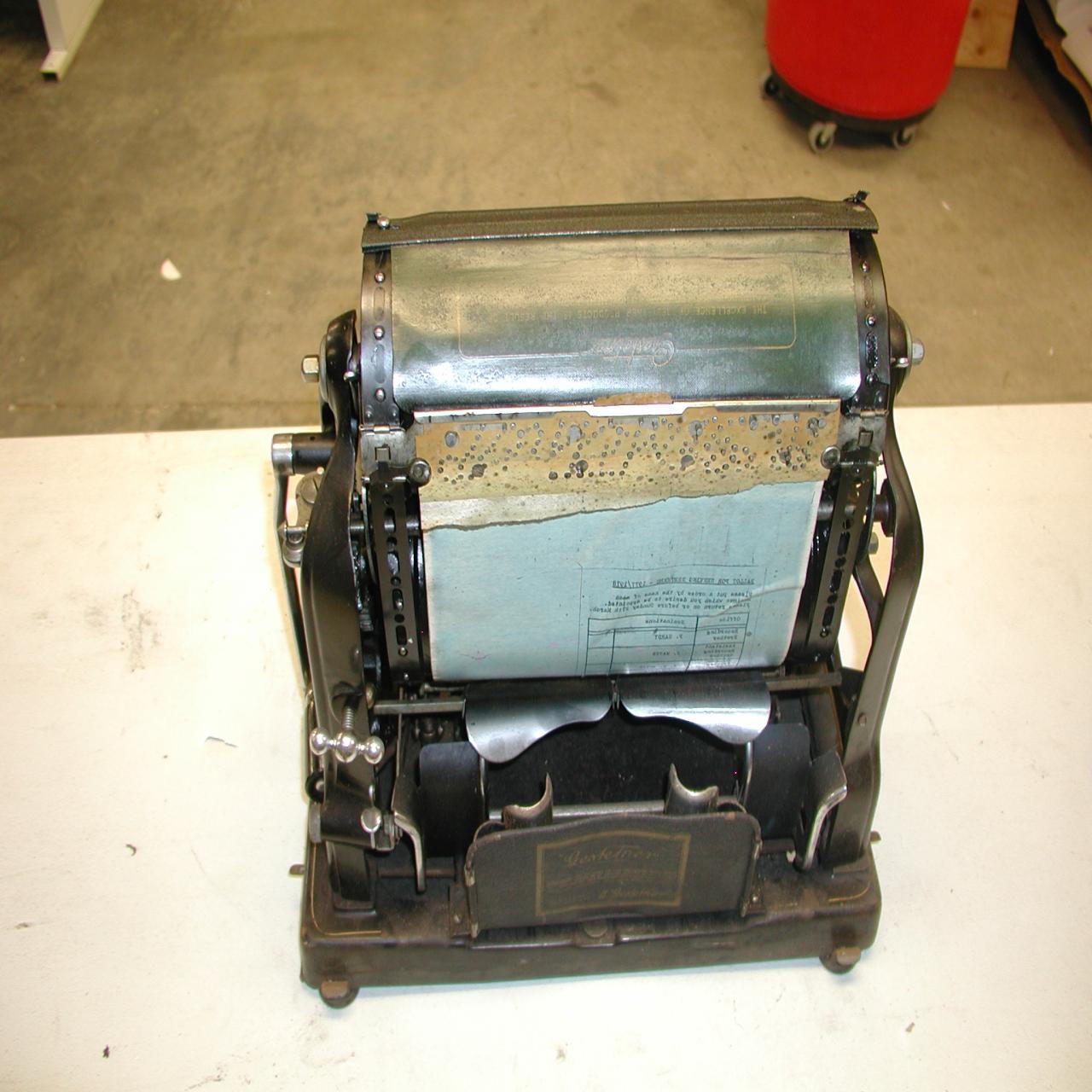 Lot #37: Gestetner Antique Tabletop Duplicator - WireBids