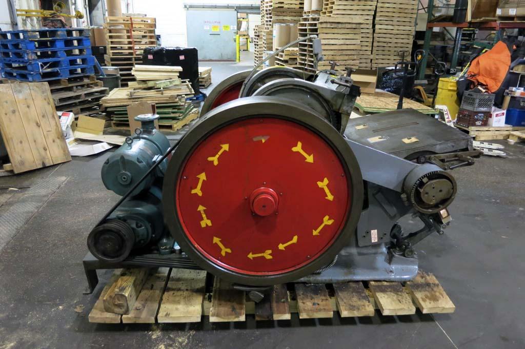 Lot #50: Thompson Clamshell Die Cutter - 24" x 34" - WireBids