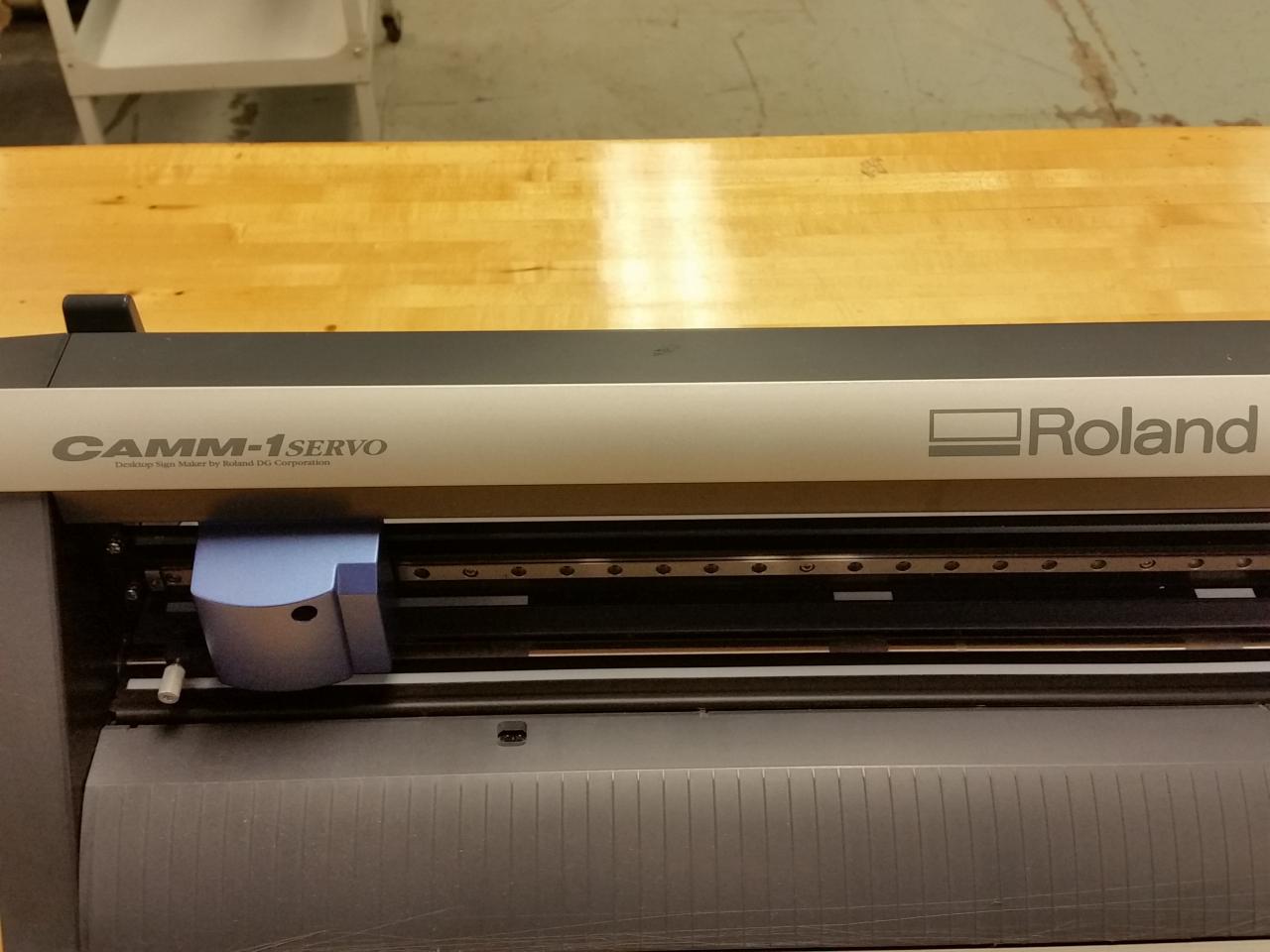 Lot #44: Roland GX-24 Vinyl Cutter - WireBids
