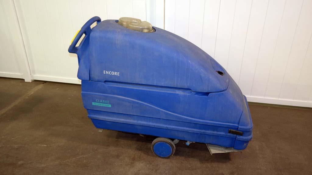 Lot #54: Clarke Alto Encore L2426 Automatic Powered Floor Scrubber ...