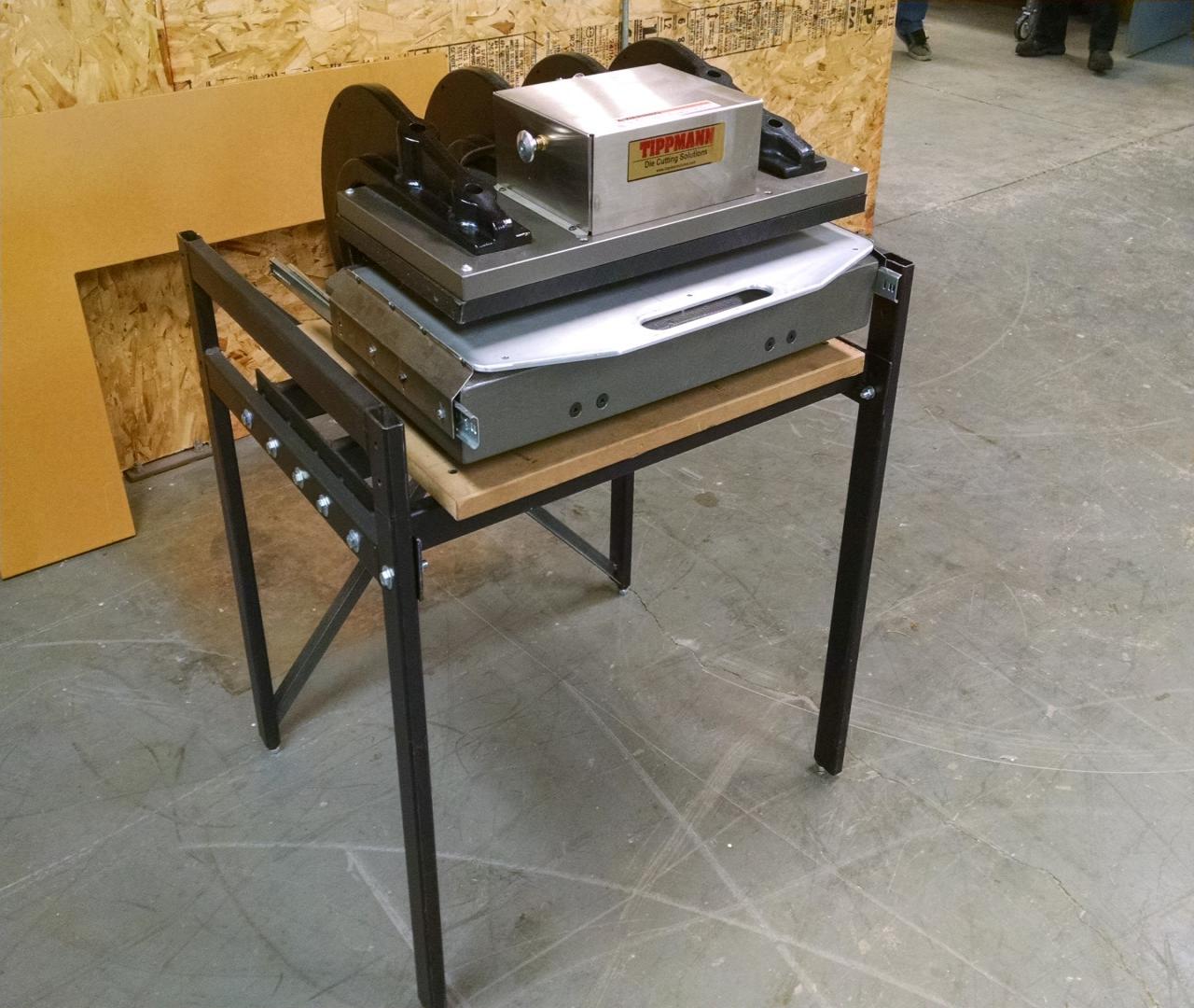 Lot #5: Tippmann Clicker 1500 Die Cutting Press - WireBids